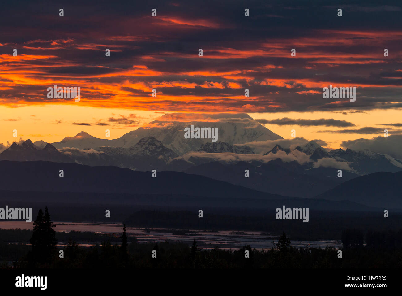 Mt. Foraker and the Susitna River at sunset from Talkeetna, Alaska ...