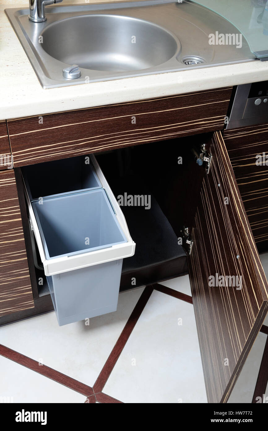 Segregation garbage hi-res stock photography and images - Alamy