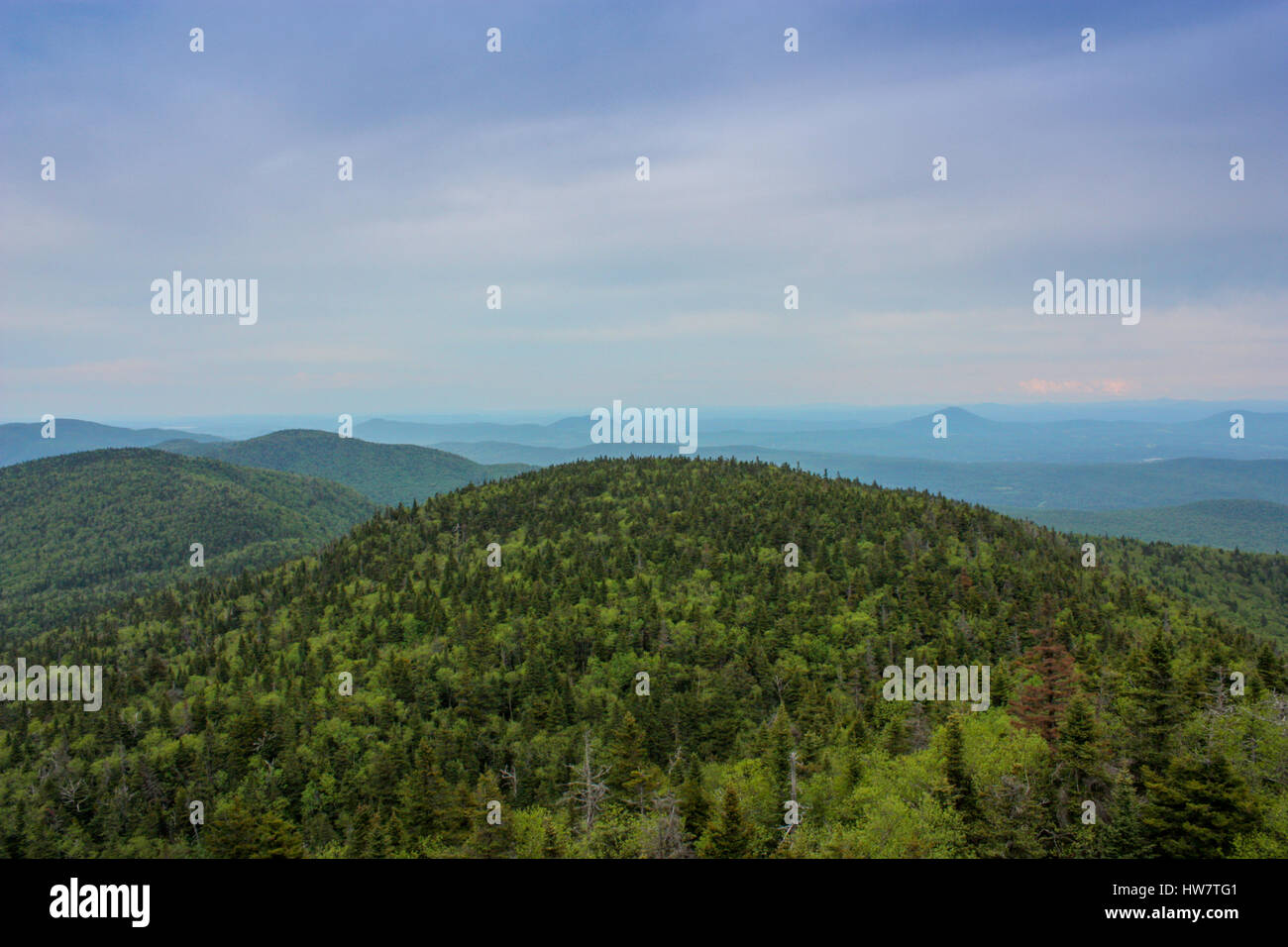 Mount sutton hi-res stock photography and images - Alamy