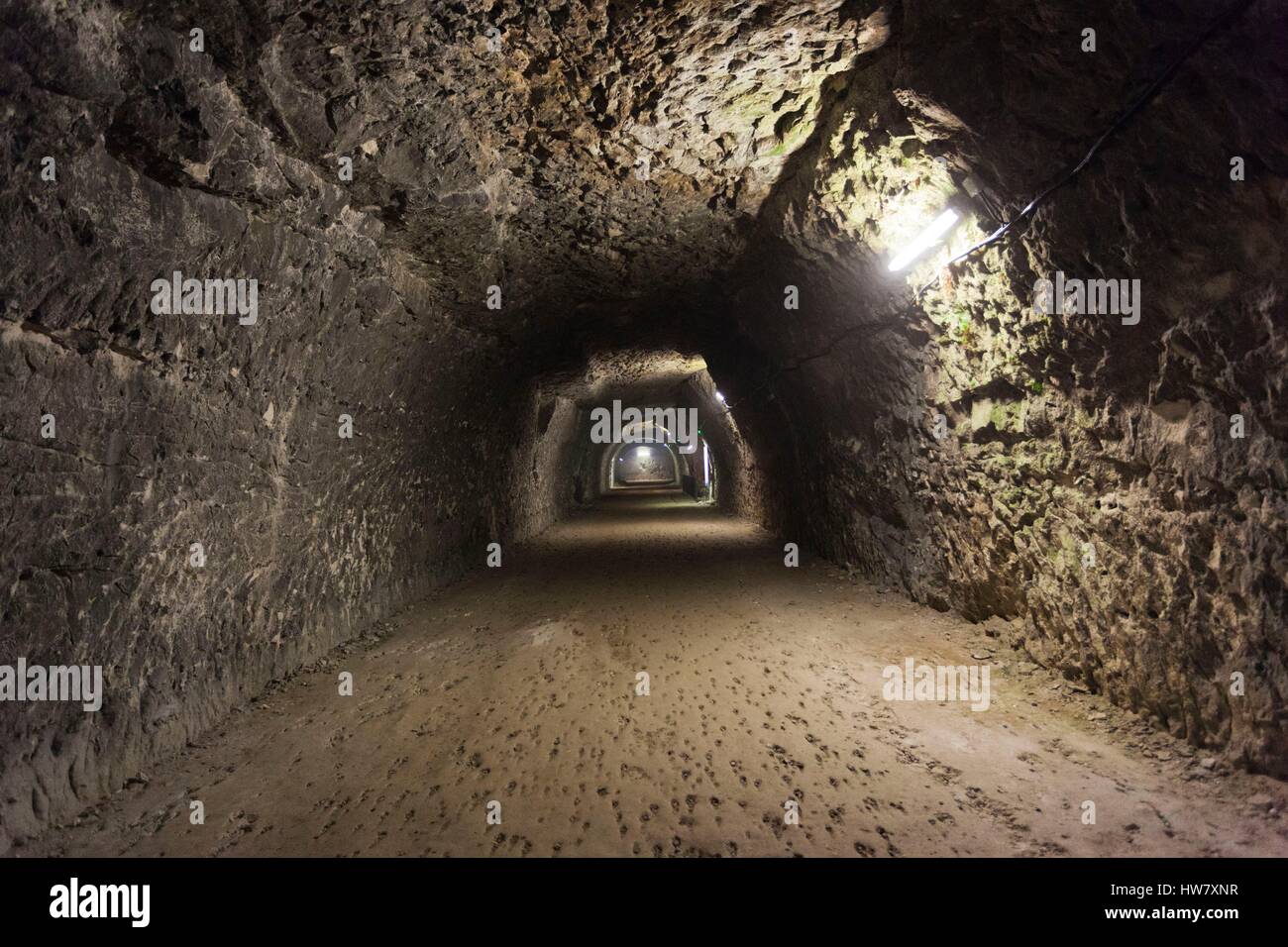 World war two german hdp v3 super gun bunker hi-res stock photography ...