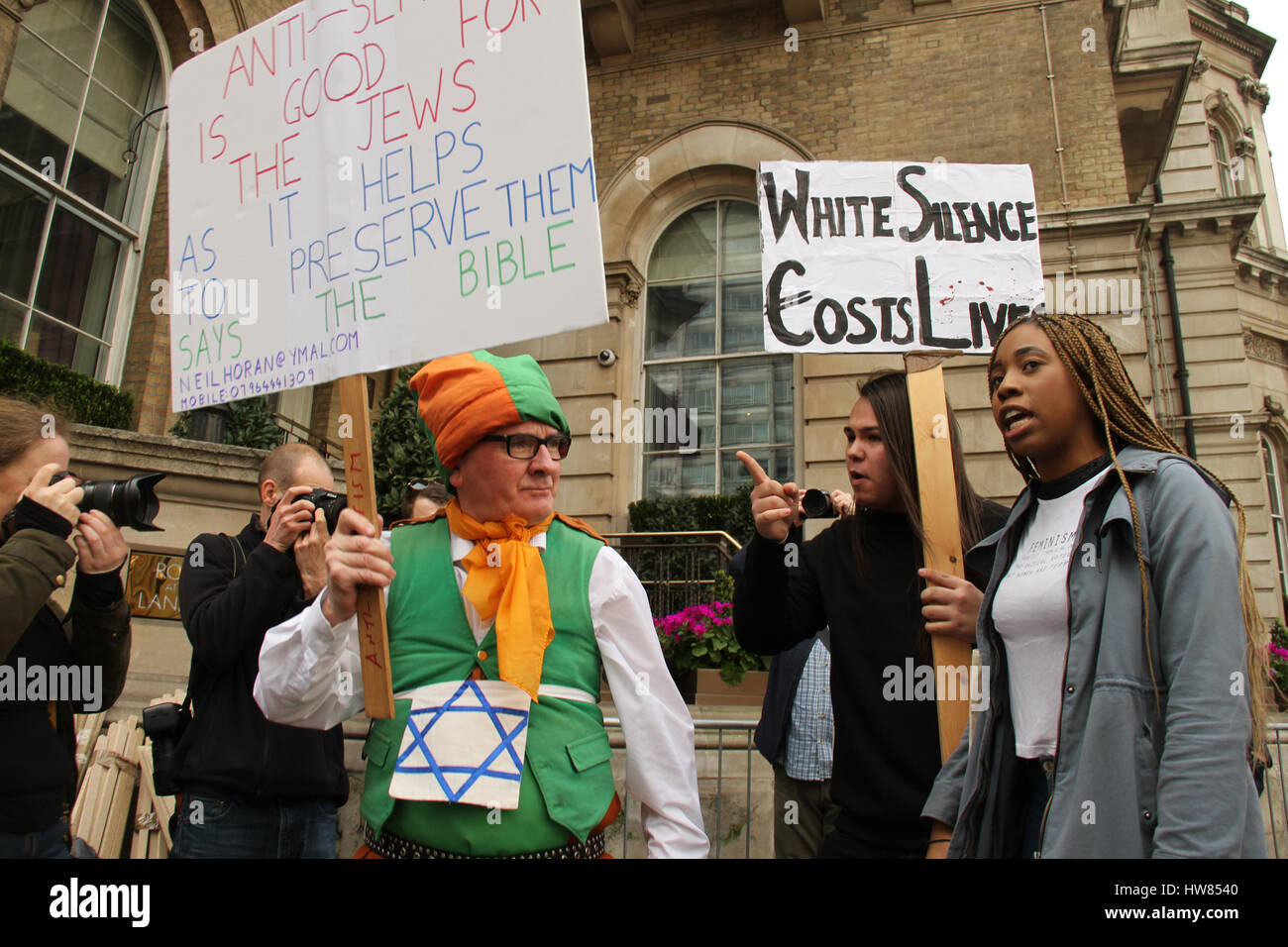 Confront islamophobia hi-res stock photography and images - Alamy