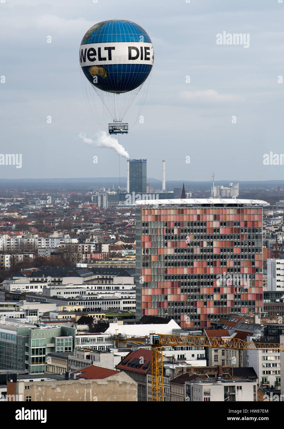 Berlin, Germany. 16th Mar, 2017. The hot-air balloon of the daily ...