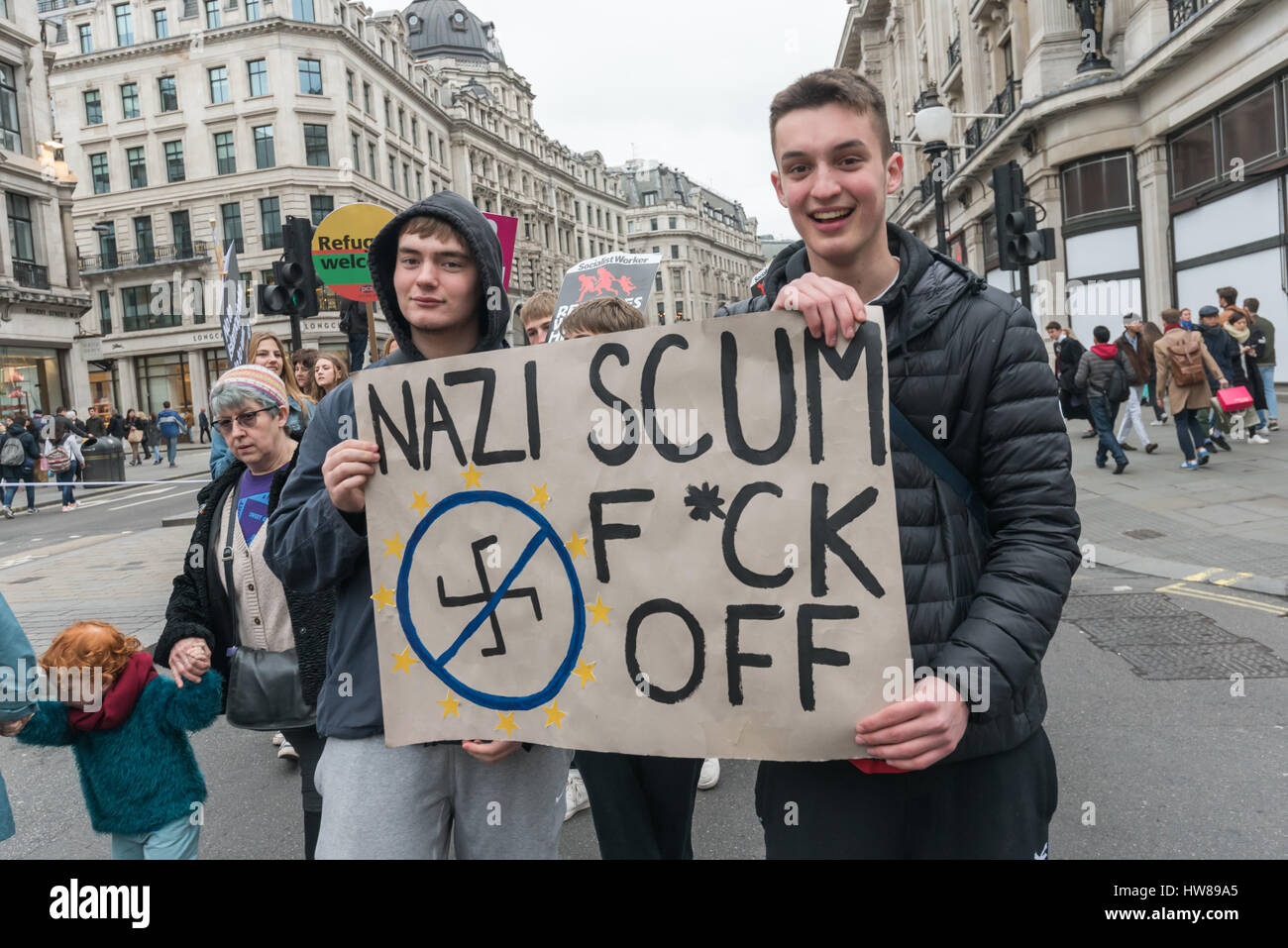 Racist scum hi-res stock photography and images - Alamy