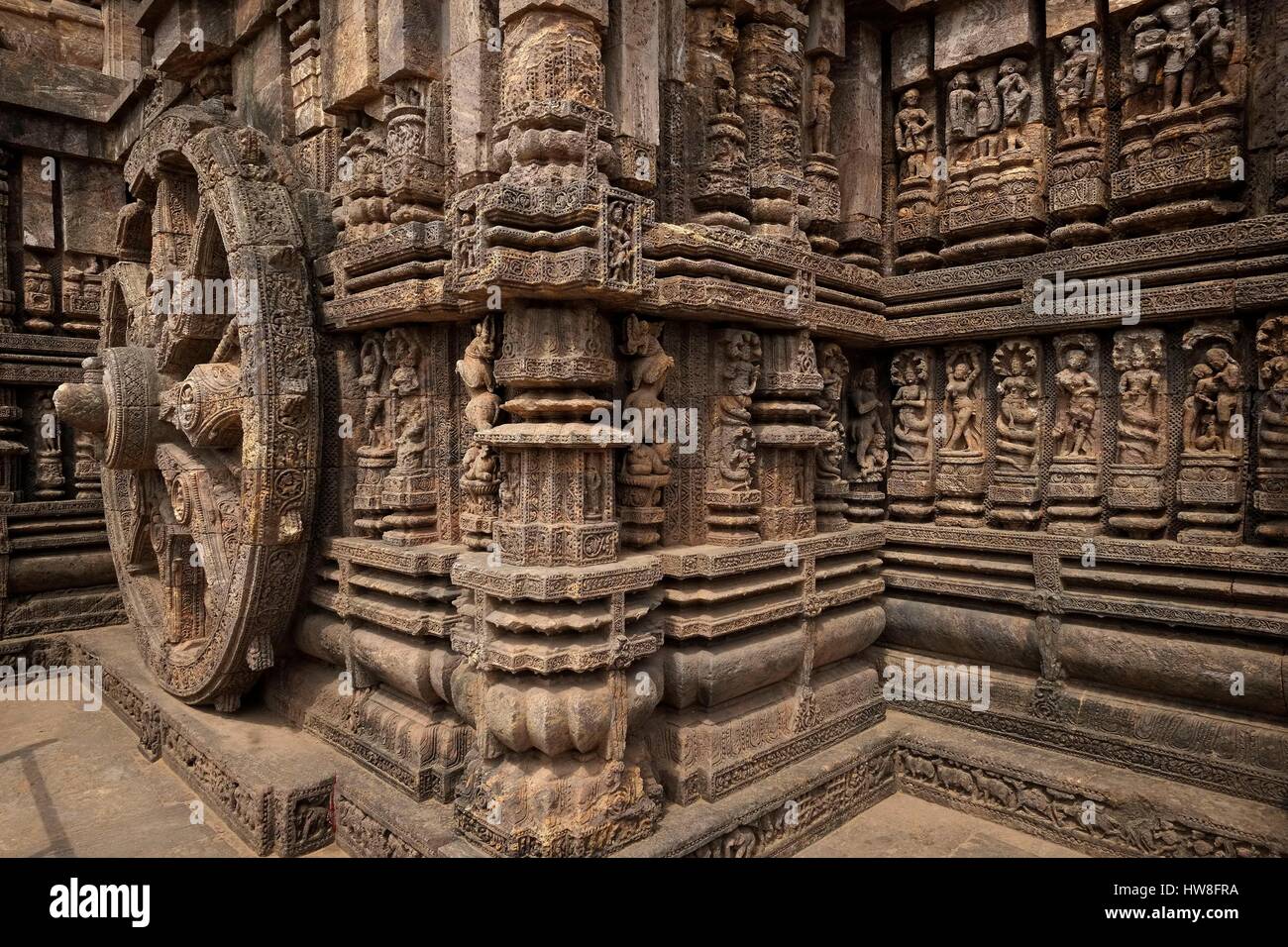 Konark sun temple statue hi-res stock photography and images - Alamy