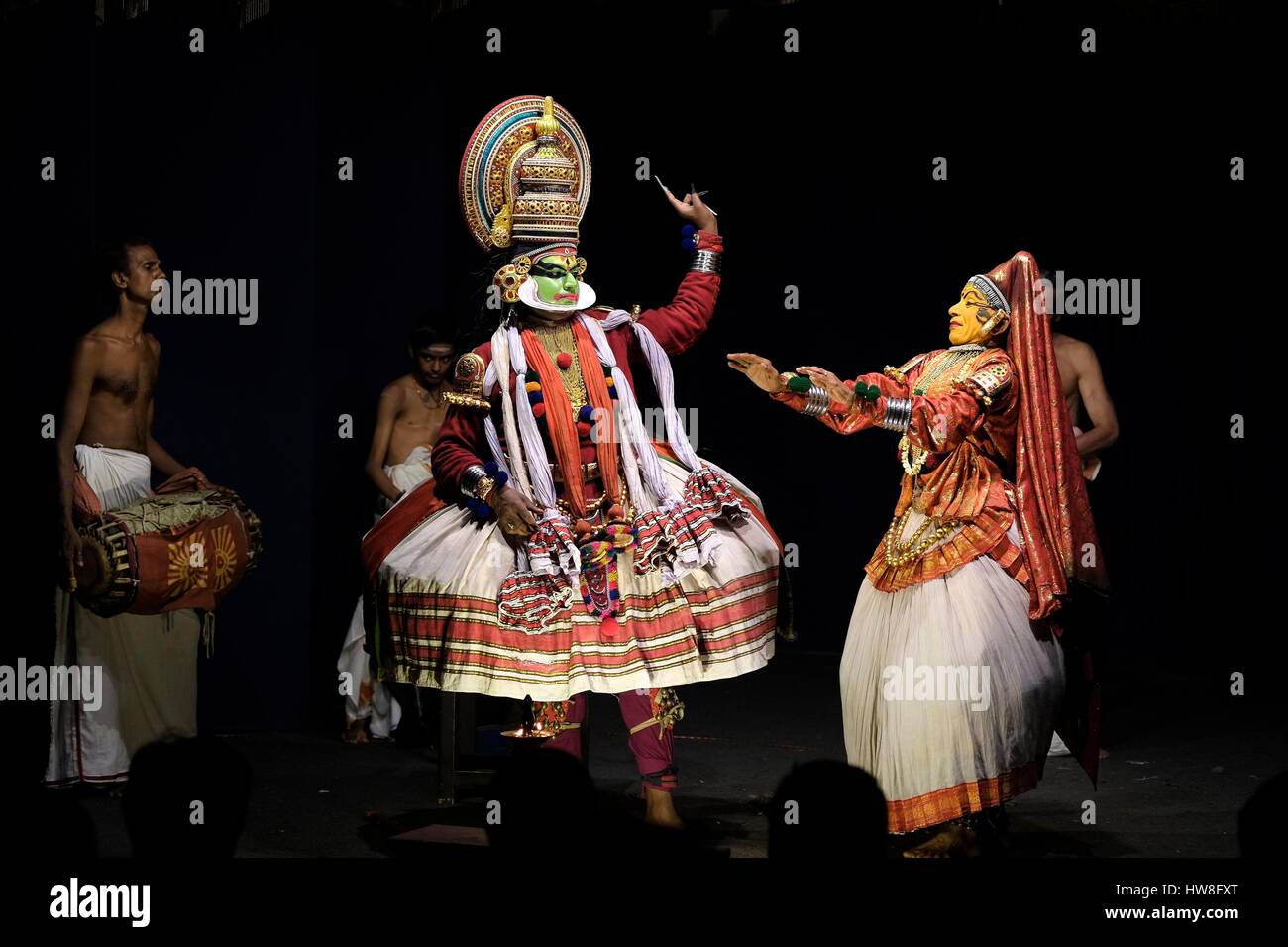 Kathakali dancer in costume hi-res stock photography and images - Alamy