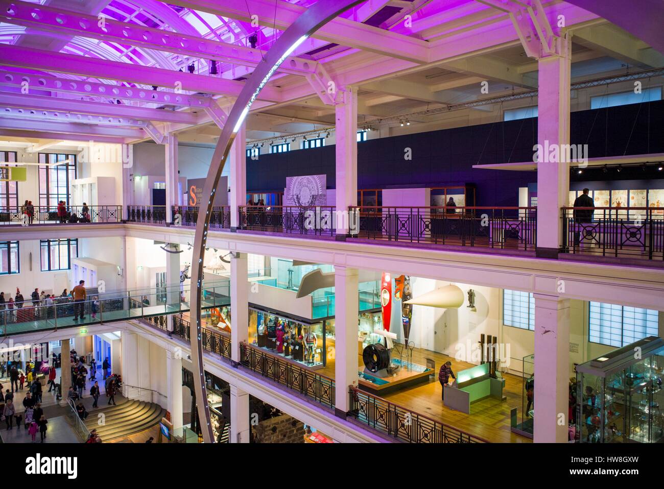 London south kensington science museum hi-res stock photography and ...