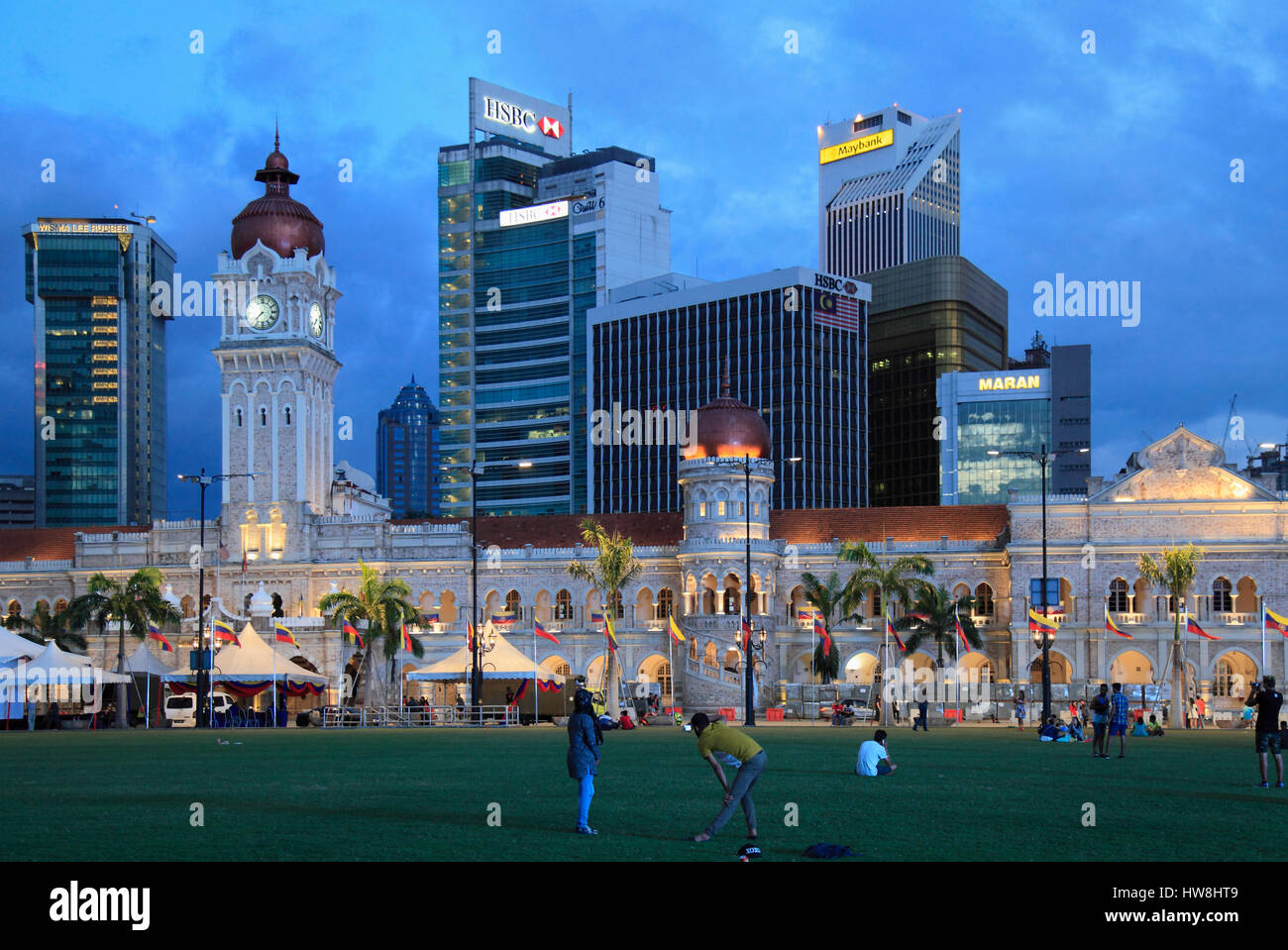 Merdeka building hi-res stock photography and images - Alamy