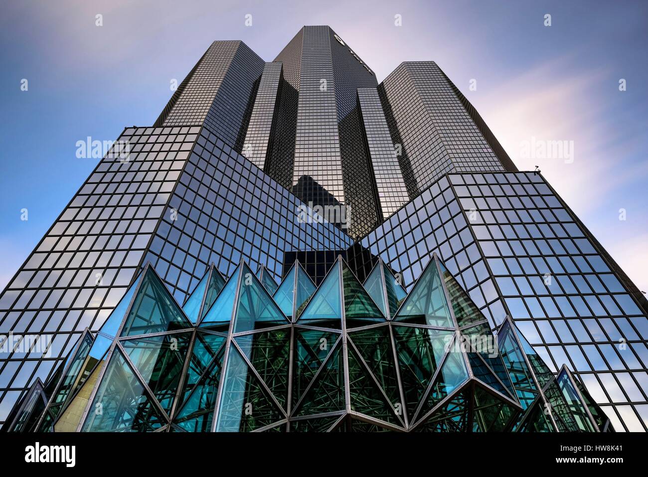 France, Paris, La Defense business quarter, Total tower by architects ...