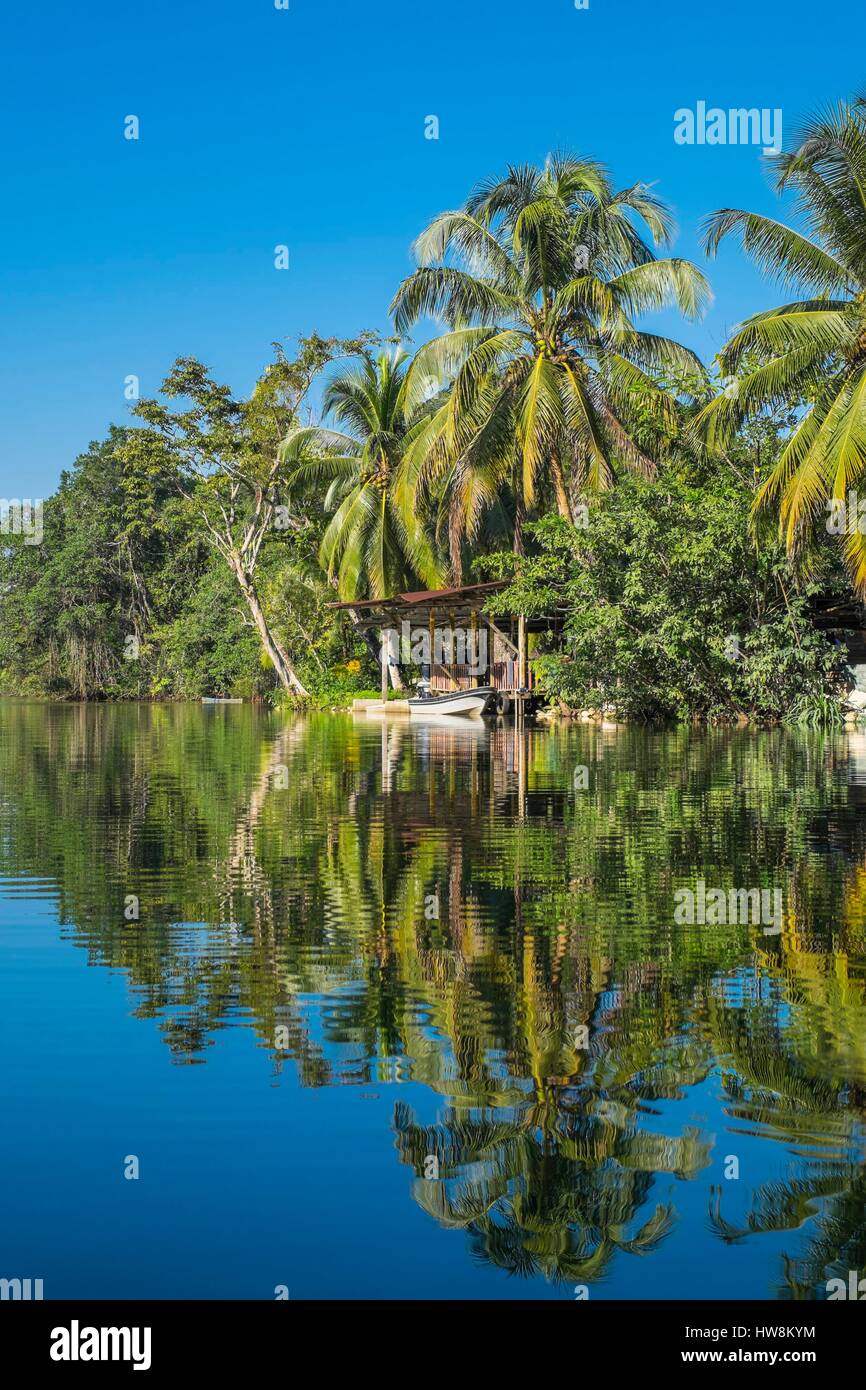 Dulce river hi-res stock photography and images - Alamy