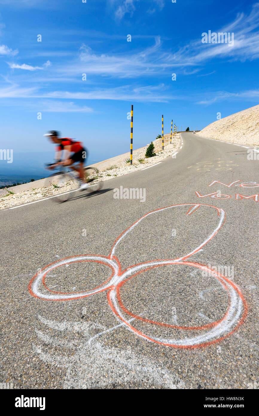 France, Vaucluse, Mont Ventoux, Col storms, D974, south side Stock ...
