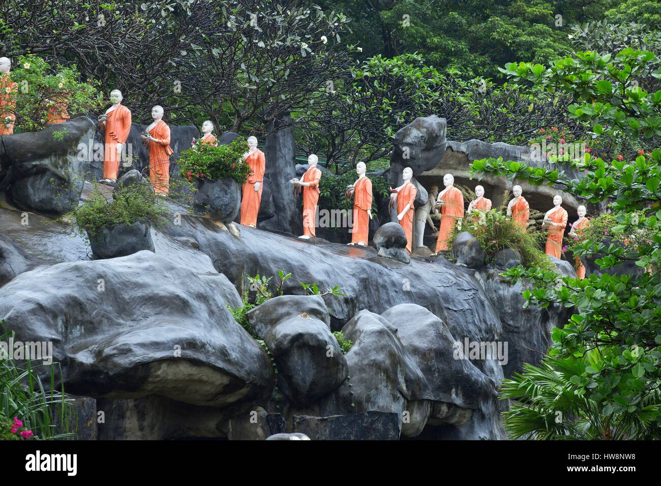 Sri Lanka, Central Province, Matale district, Dambulla Golden Temple ...