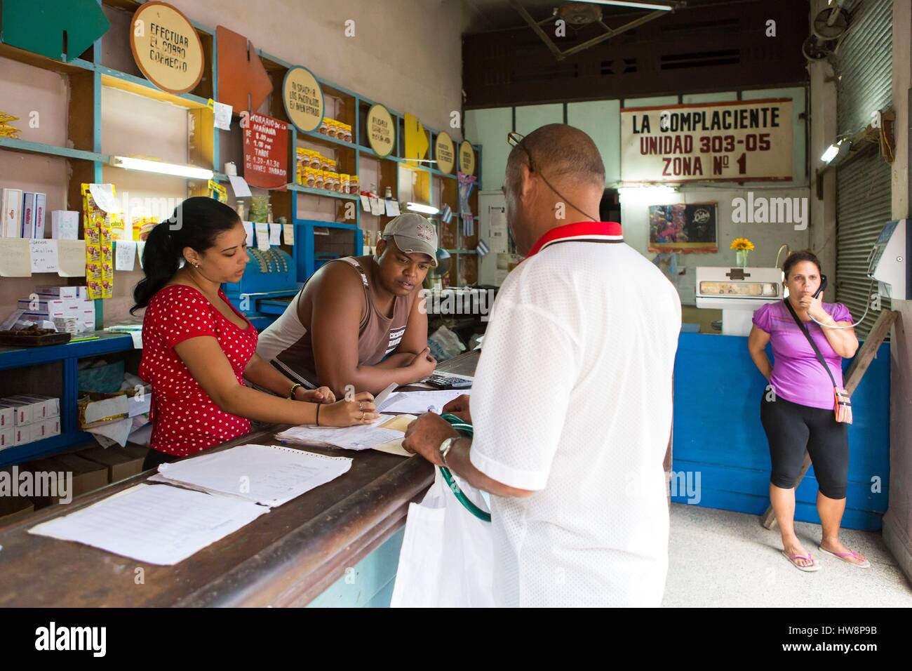 Cuban grocery hi-res stock photography and images - Alamy