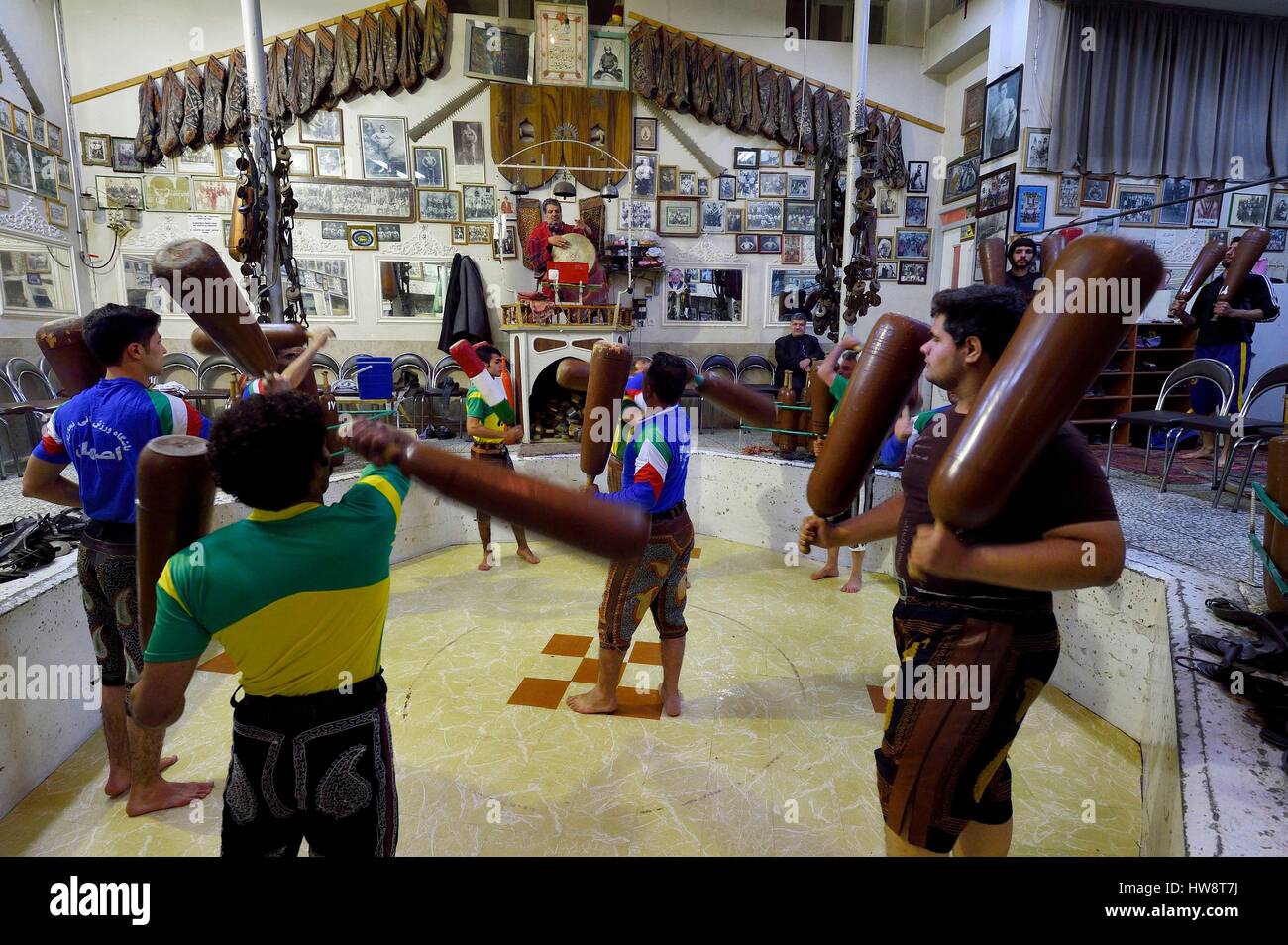 Varzesh e pahlavani hi-res stock photography and images - Alamy