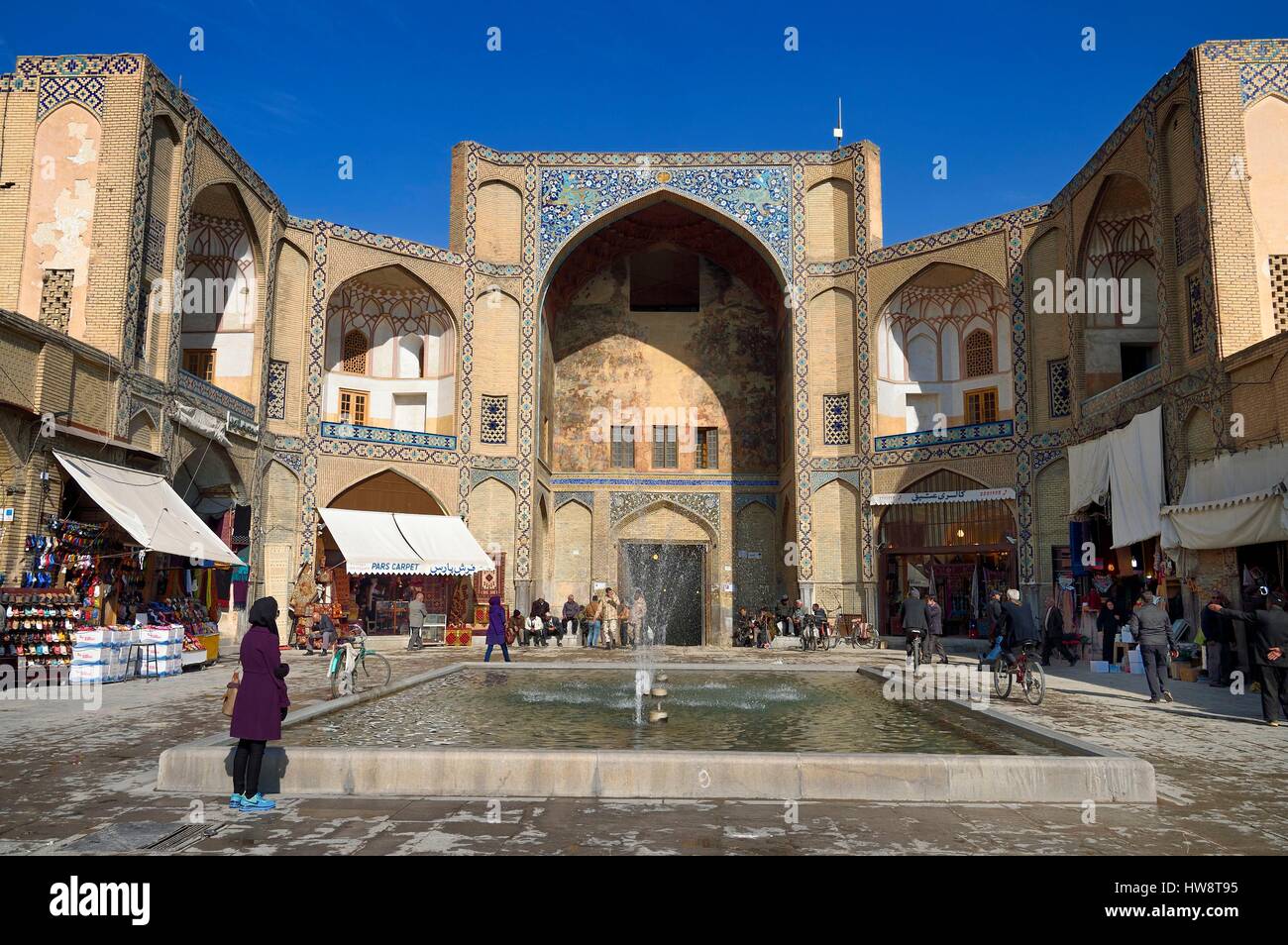 Iran, Isfahan Province, Isfahan, Bazar-e Bozorg (Great Bazaar), a ...