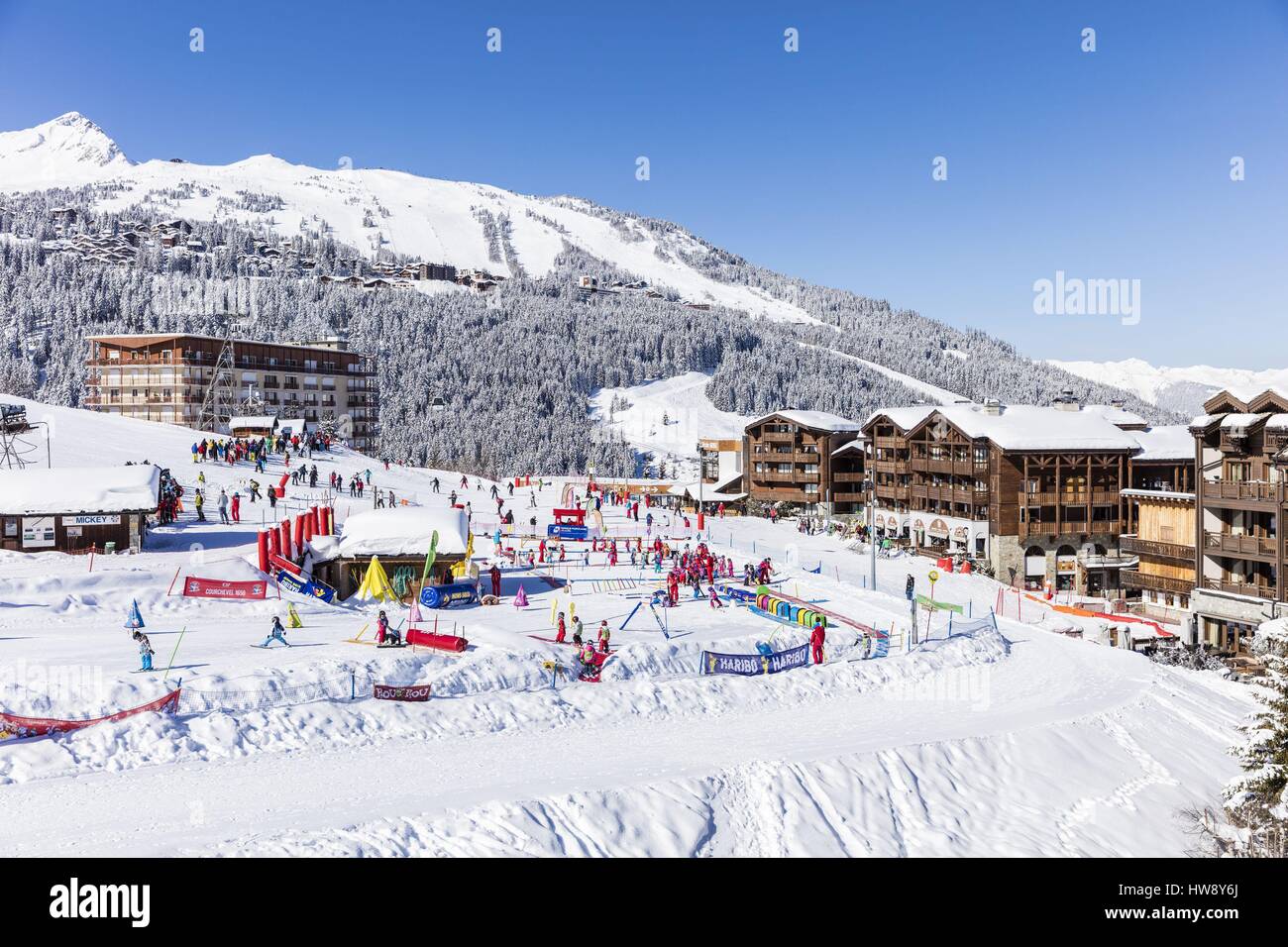 France, Savoie, Courchevel 1650, vew of Courchevel 1850 and of the ...
