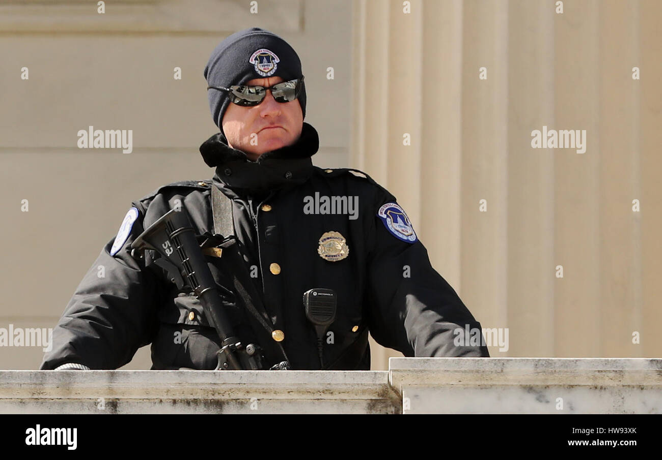 A memebr of the United States Capitol Police on duty at the Capitol ...