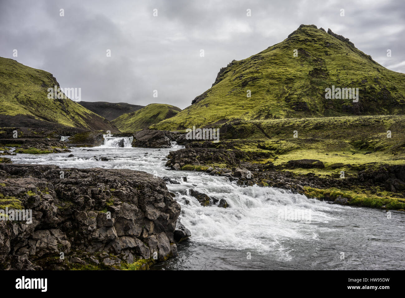 Scene from Laugavegurinn Trail, Iceland. I hiked this 35 mile trail in ...