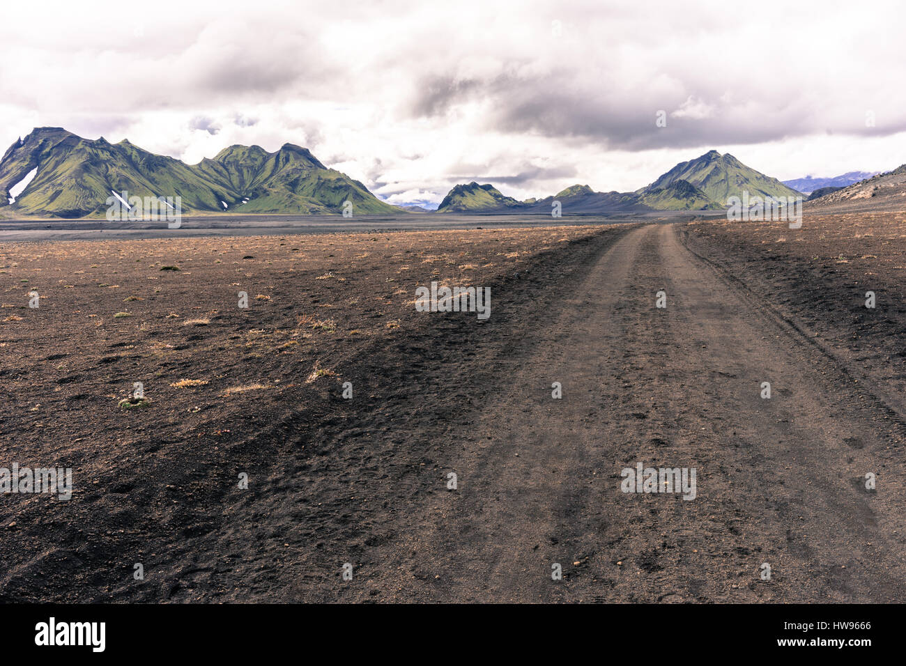 Scene from Laugavegurinn Trail, Iceland. I hiked this 35 mile trail in ...