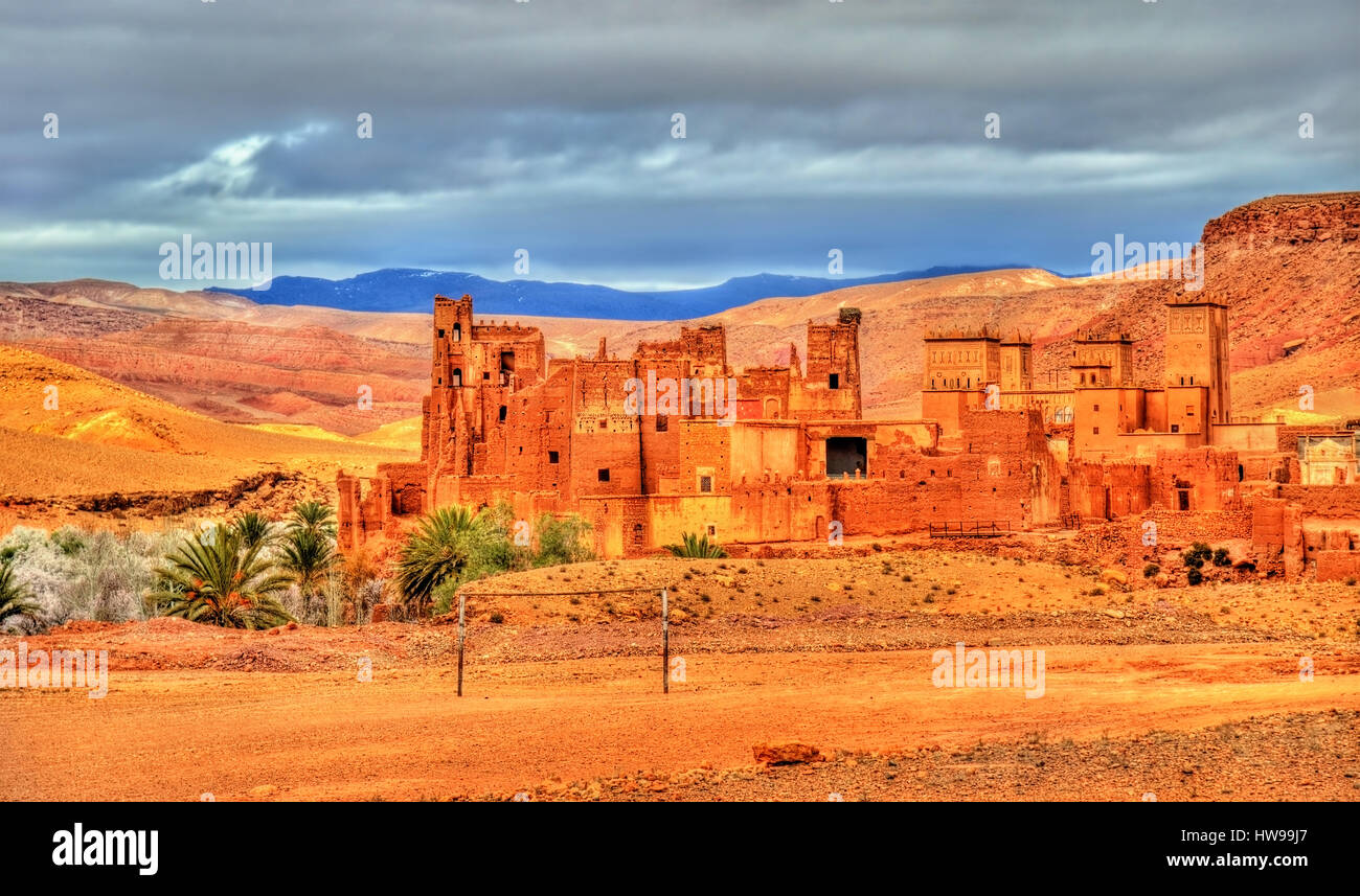 Kasbah building hi-res stock photography and images - Alamy