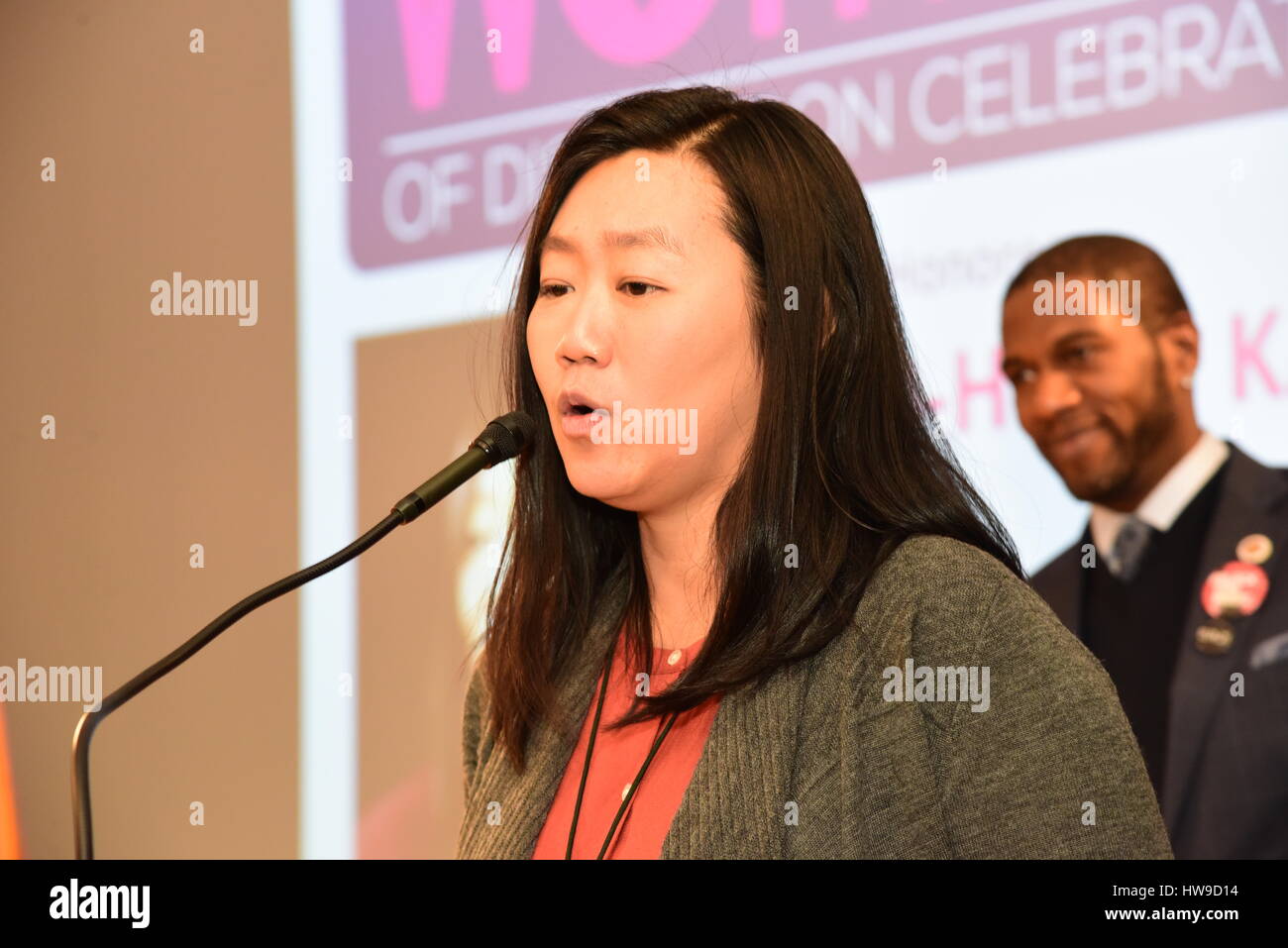 Angela chisholm hi-res stock photography and images - Alamy