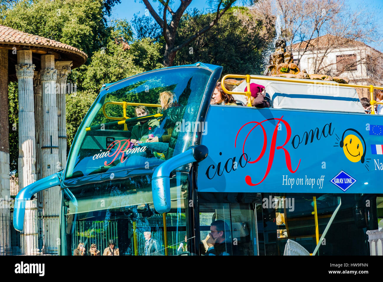 Italy tourism bus hi-res stock photography and images - Alamy