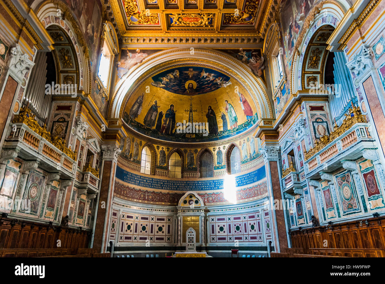 Cathedra hi-res stock photography and images - Alamy