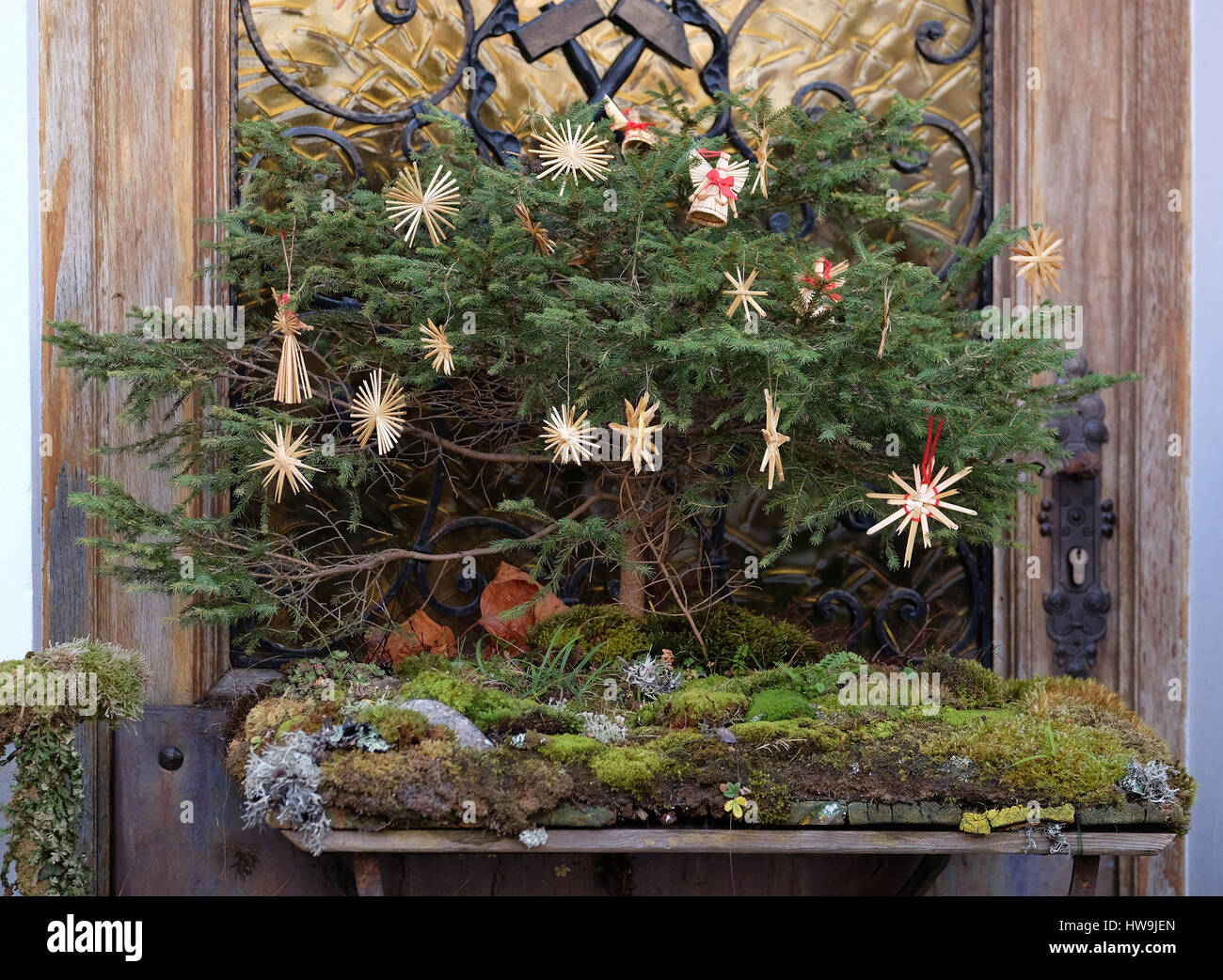 Rural Christmas in Hallstatt on December 13, 2014 Stock Photo - Alamy