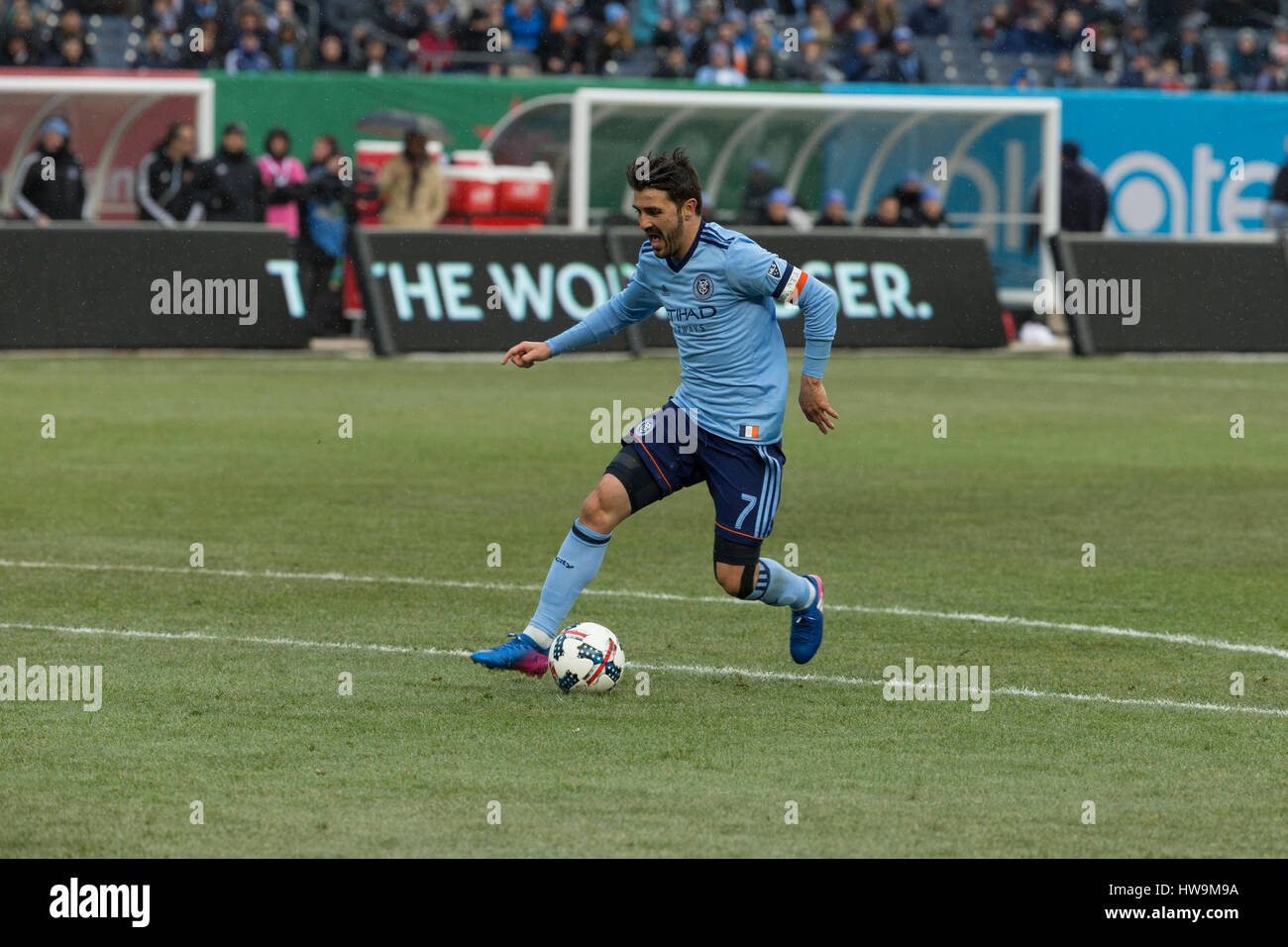 David Villa (7) of NYCFC controls ball during MLS game against Montreal ...