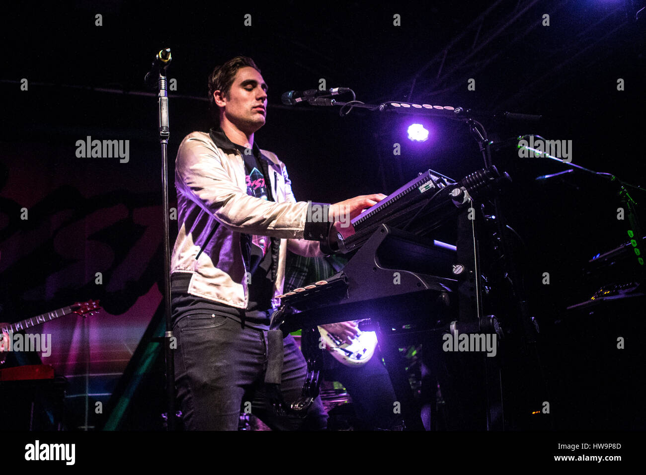 English pop rock band busted hi-res stock photography and images - Alamy