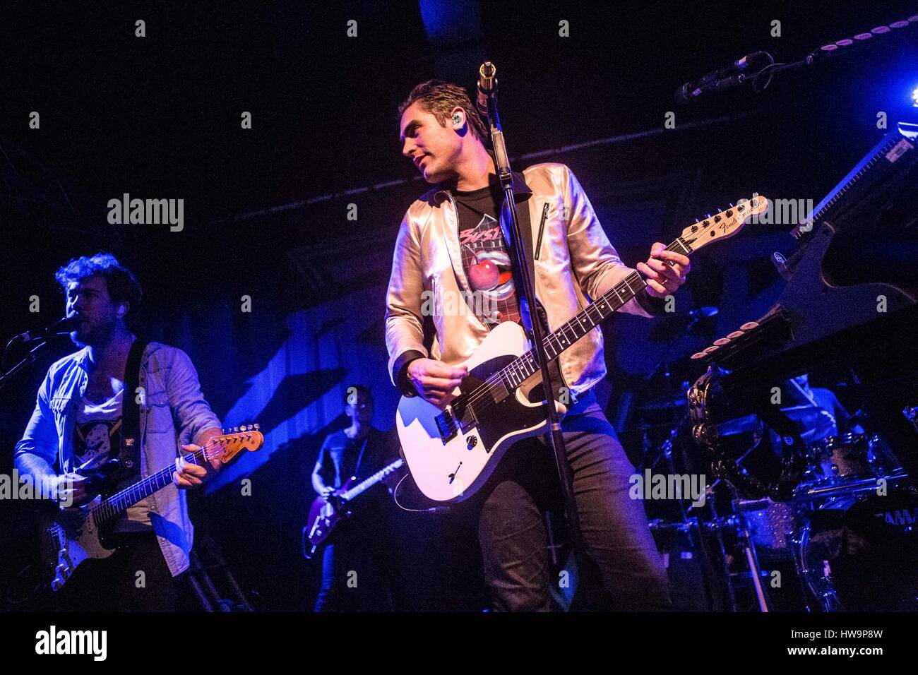 English pop rock band busted hi-res stock photography and images - Alamy