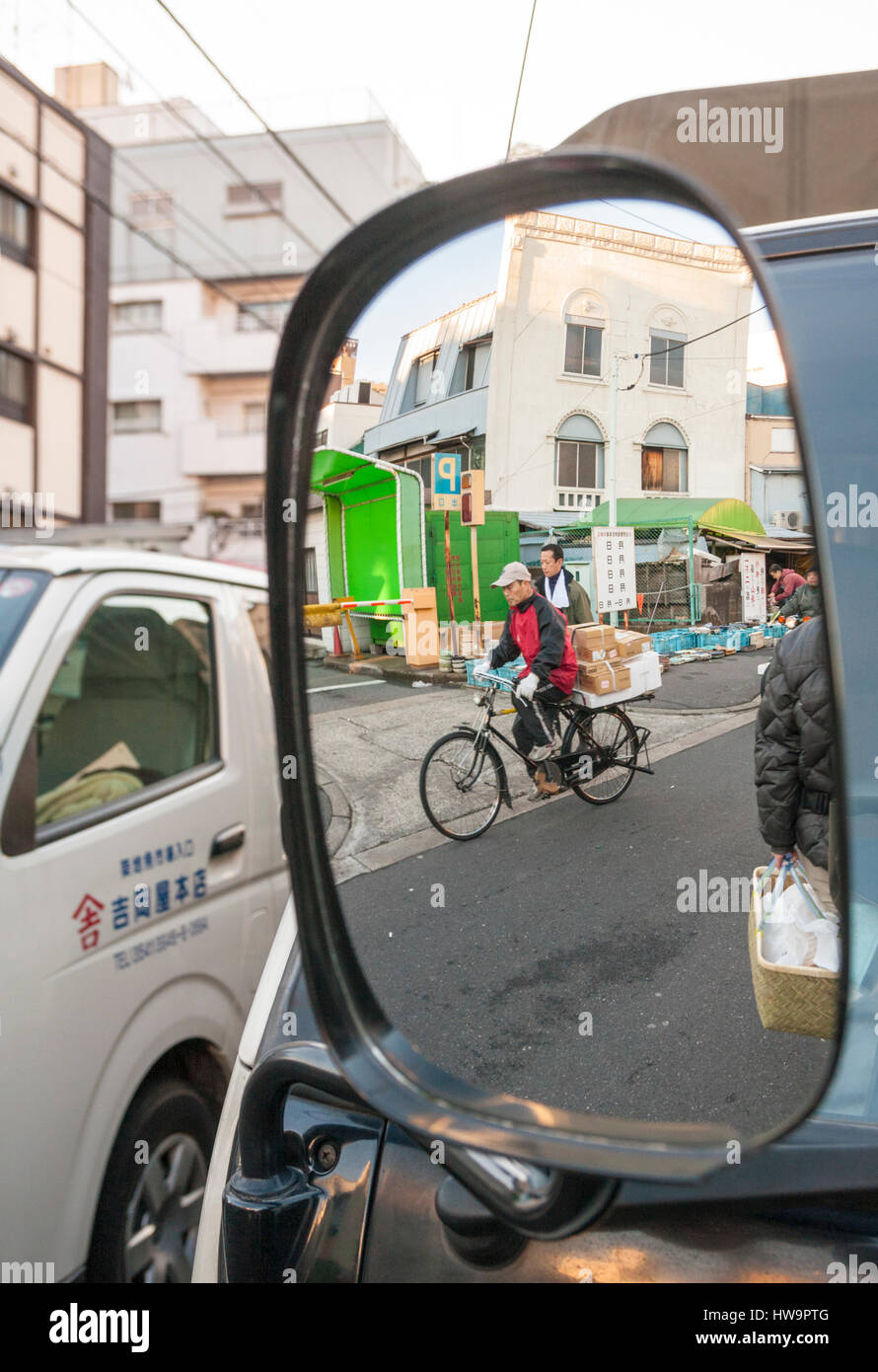 Delivery bicycle japan hi-res stock photography and images - Alamy