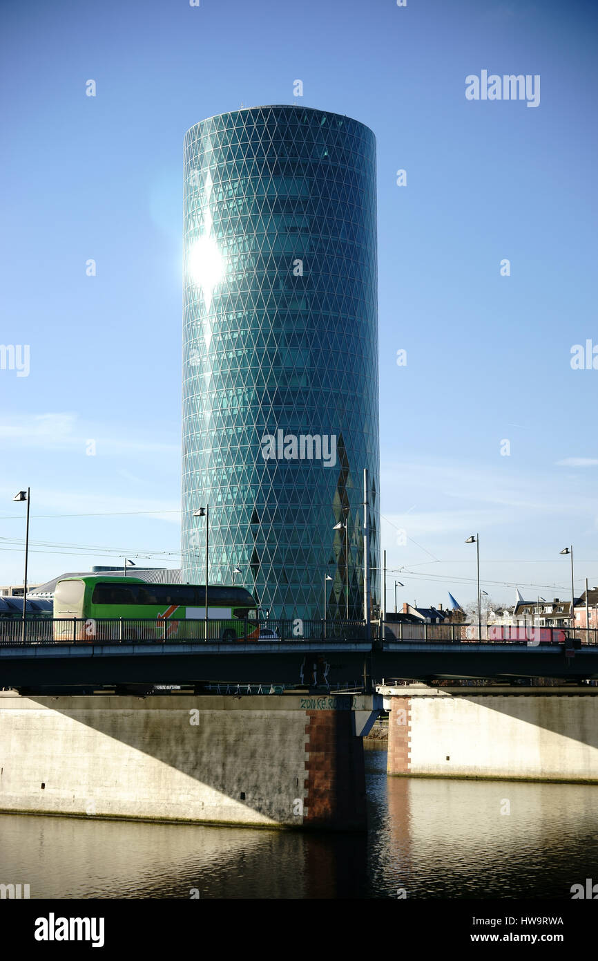 Cylindrical high rise building High Resolution Stock Photography and ...