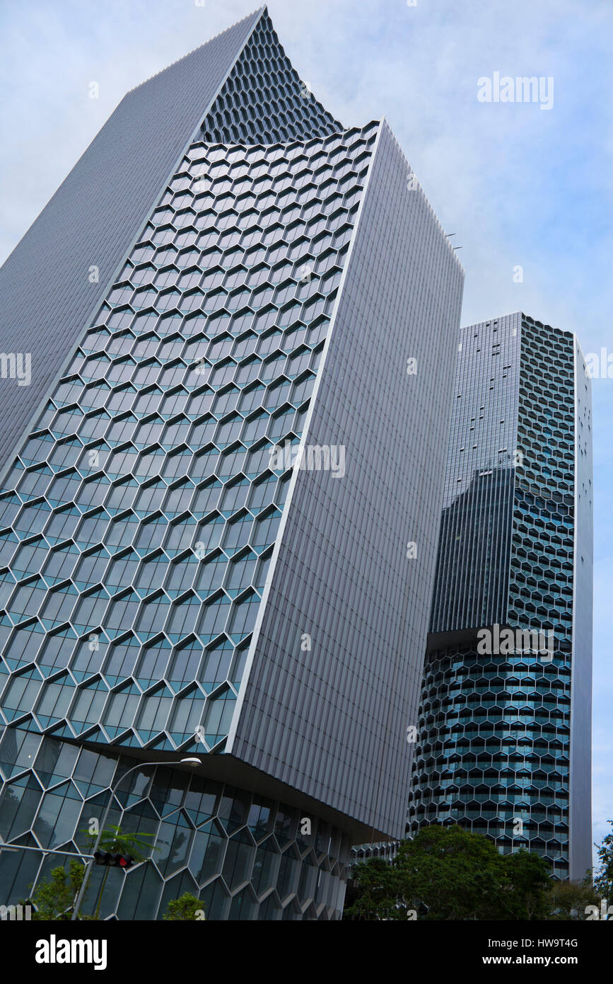 Modern buildings towers shiny city hi-res stock photography and images ...