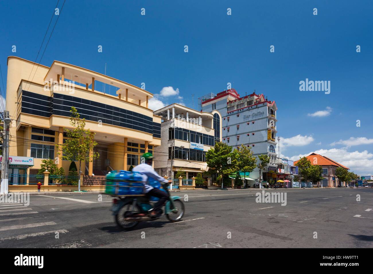 Vietnam, Mekong Delta, My Tho, city traffic Stock Photo - Alamy