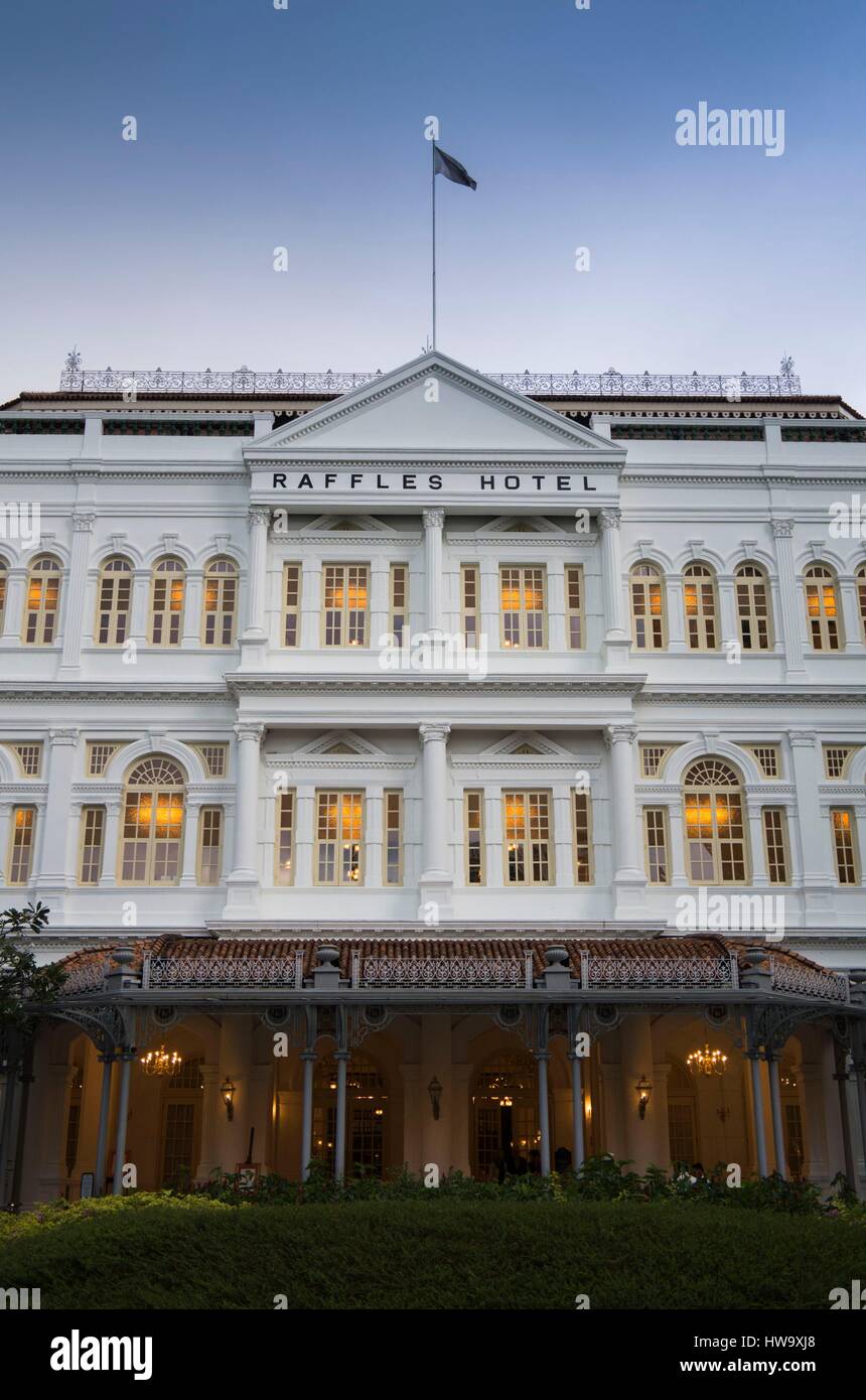 Singapore, Raffles Hotel, exterior Stock Photo - Alamy