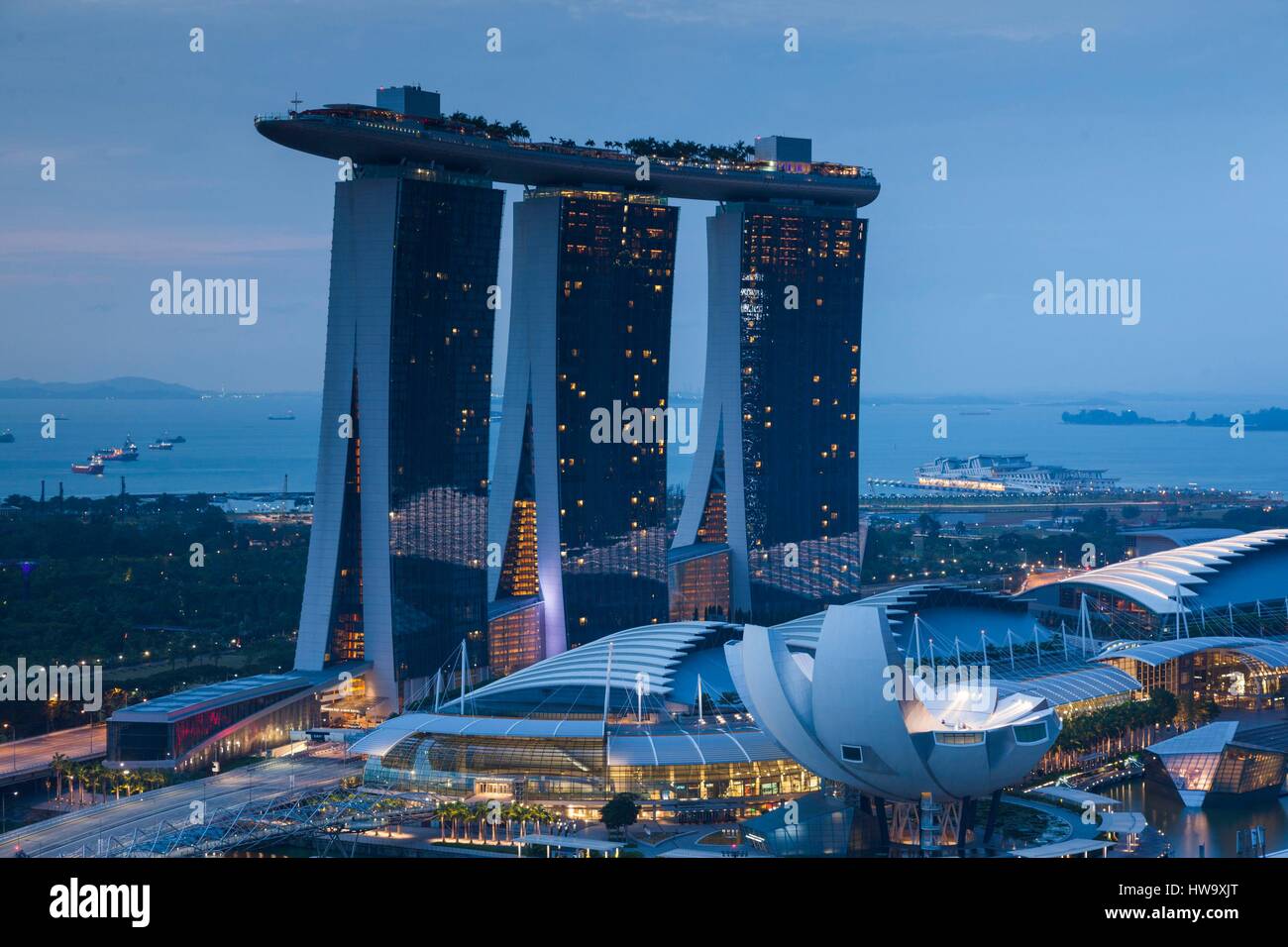 Modern luxury hotel elevated hi-res stock photography and images - Alamy