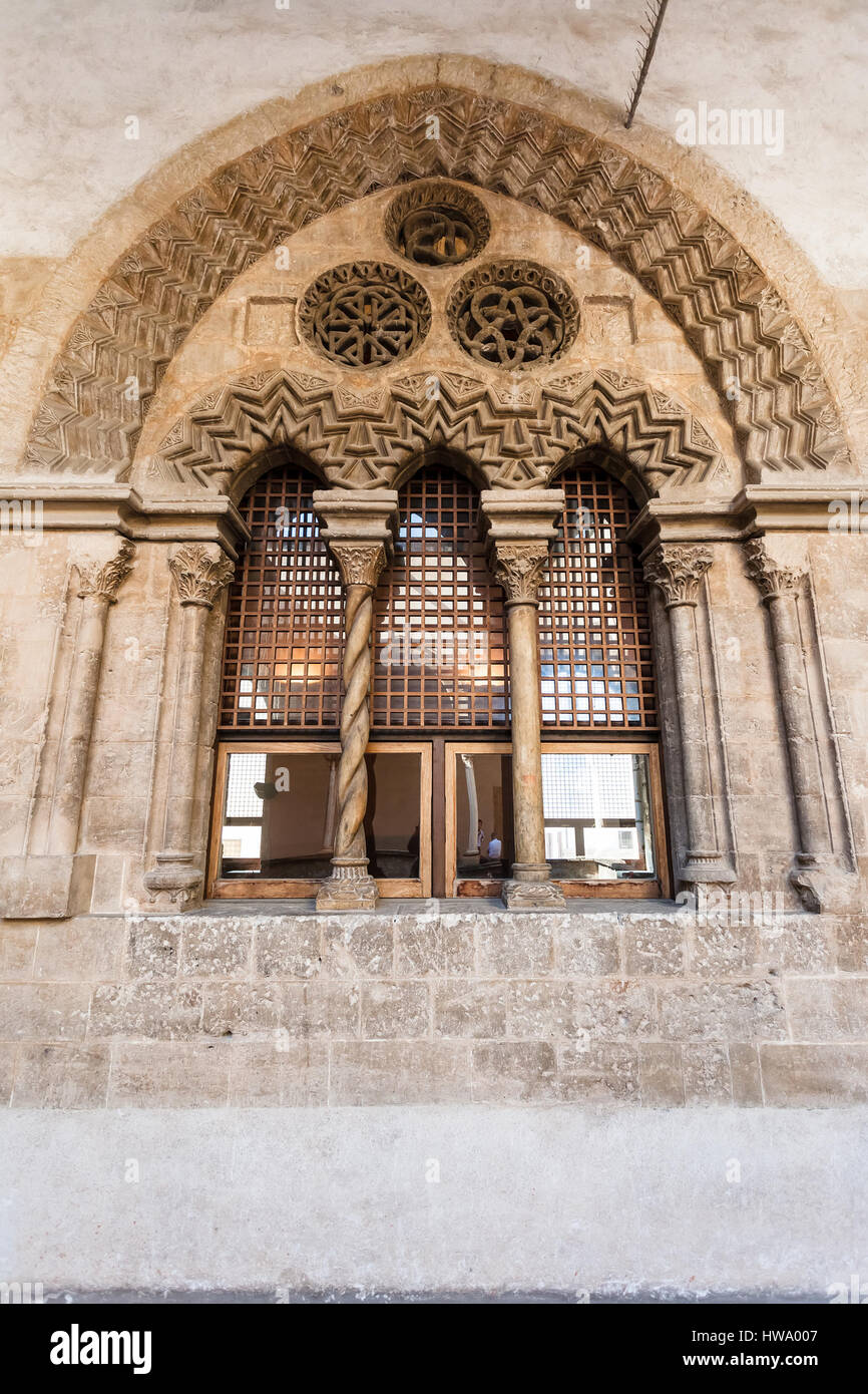 Palazzo chiaramonte palermo hi-res stock photography and images - Alamy