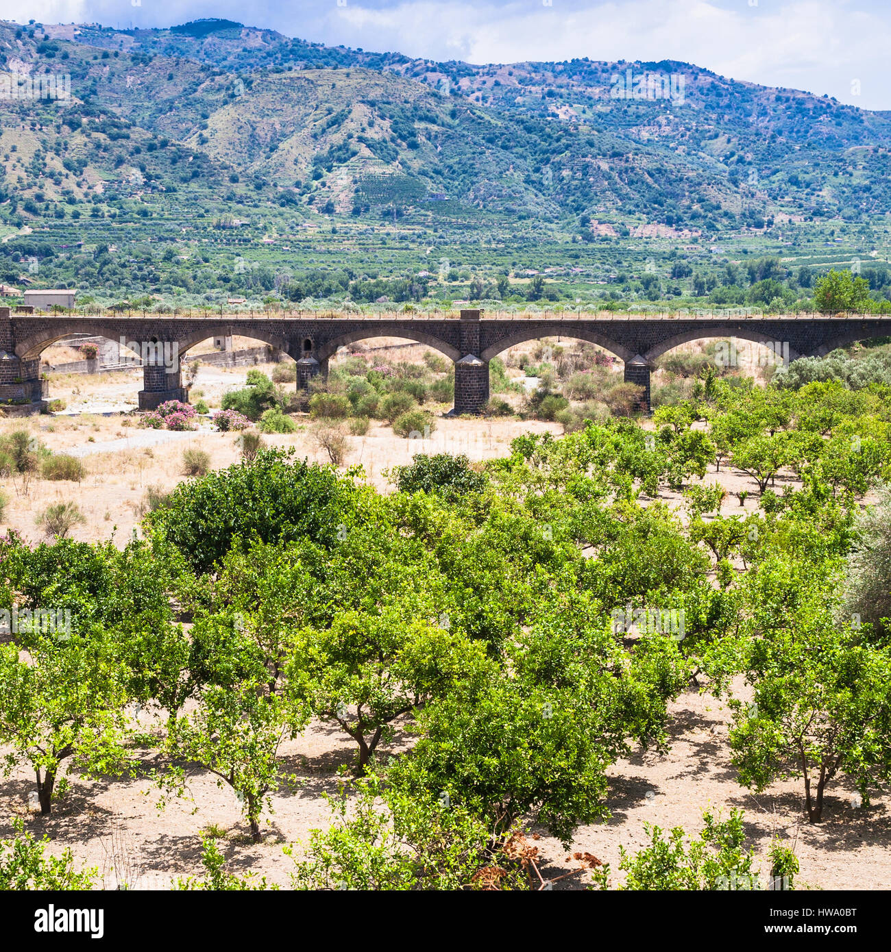 Ground sicily rural landscape hi-res stock photography and images - Alamy