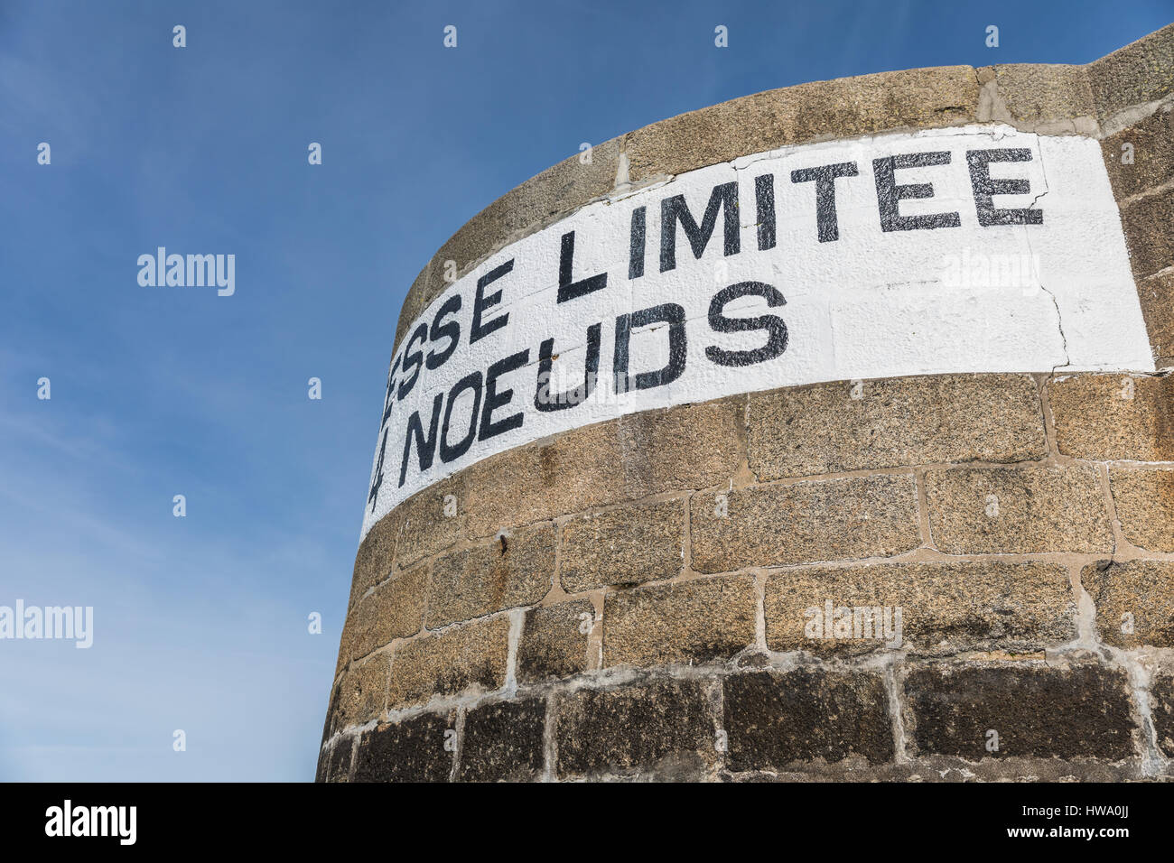 French speed limit sign hi-res stock photography and images - Alamy