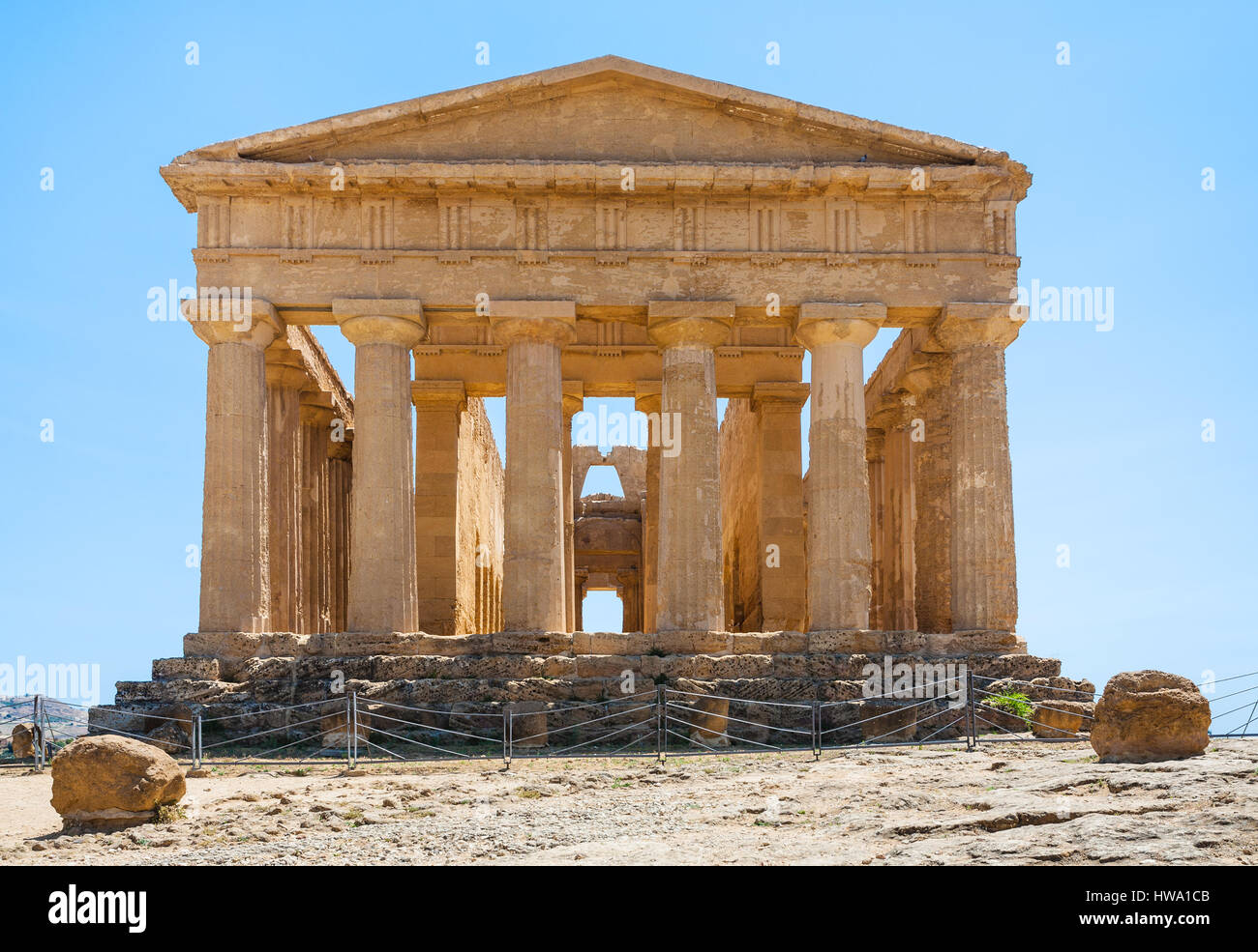 Back side of temple hi-res stock photography and images - Alamy