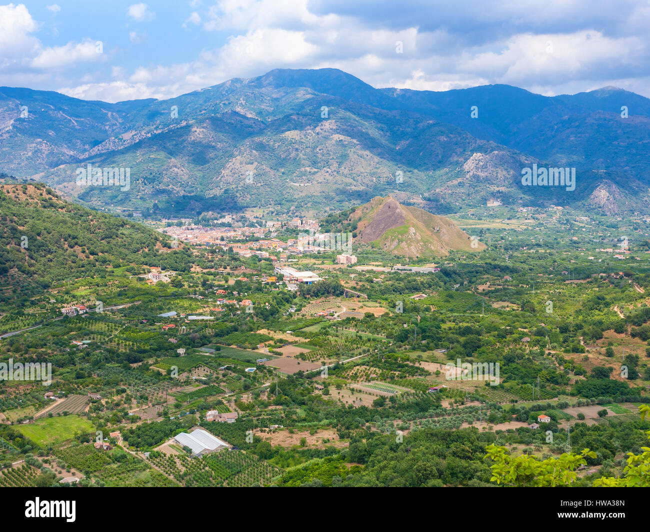 Sicily mountain hi-res stock photography and images - Alamy