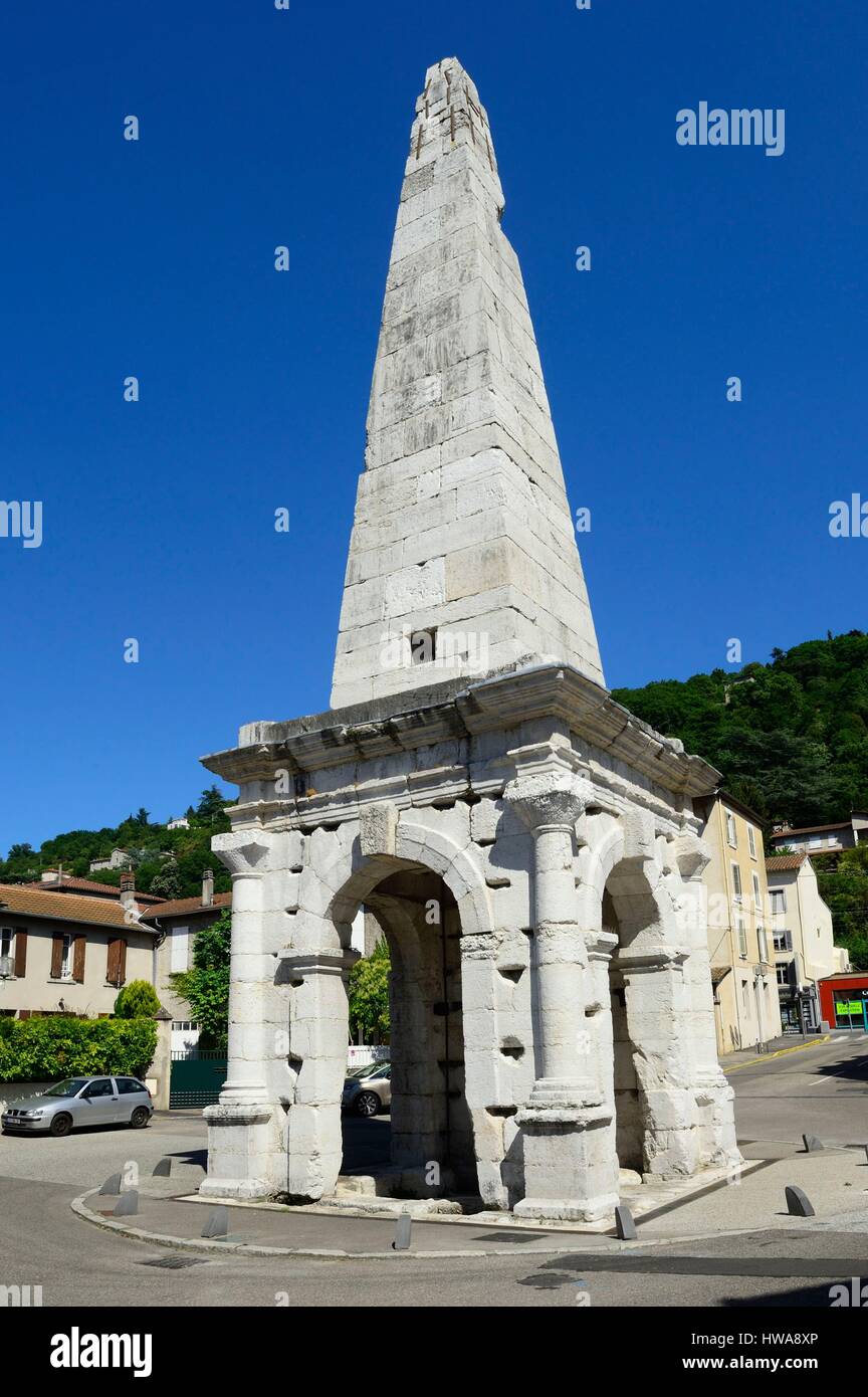 Vienne pyramid france hi-res stock photography and images - Alamy