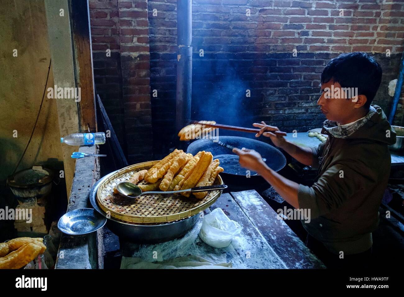 Tea shop mandalay myanmar hi-res stock photography and images - Alamy