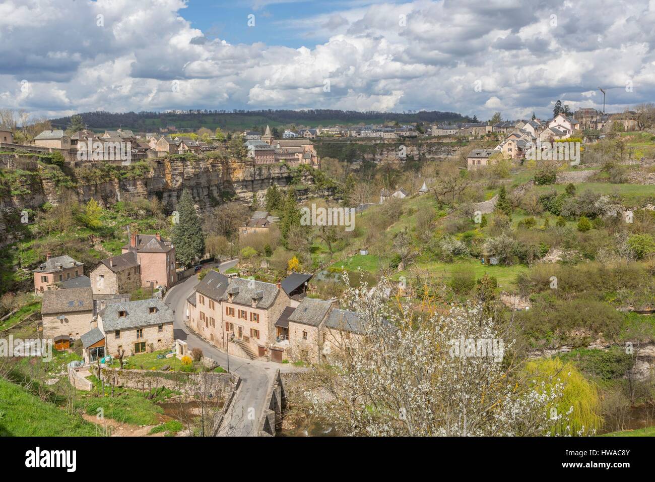France, Aveyron, Bozouls, the Trou de Bozouls (Bozouls Hole Stock Photo ...