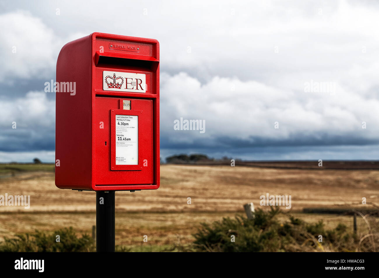 Postwomen hi-res stock photography and images - Alamy