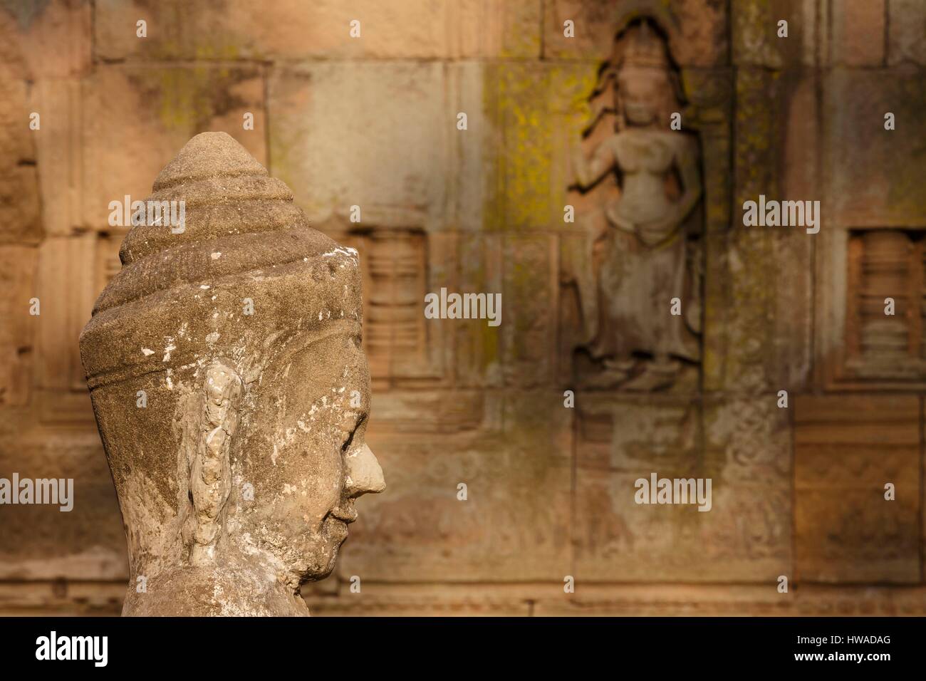 Cambodia, Kompong Cham province, Kompong Cham, Vat Nokor statue Stock ...