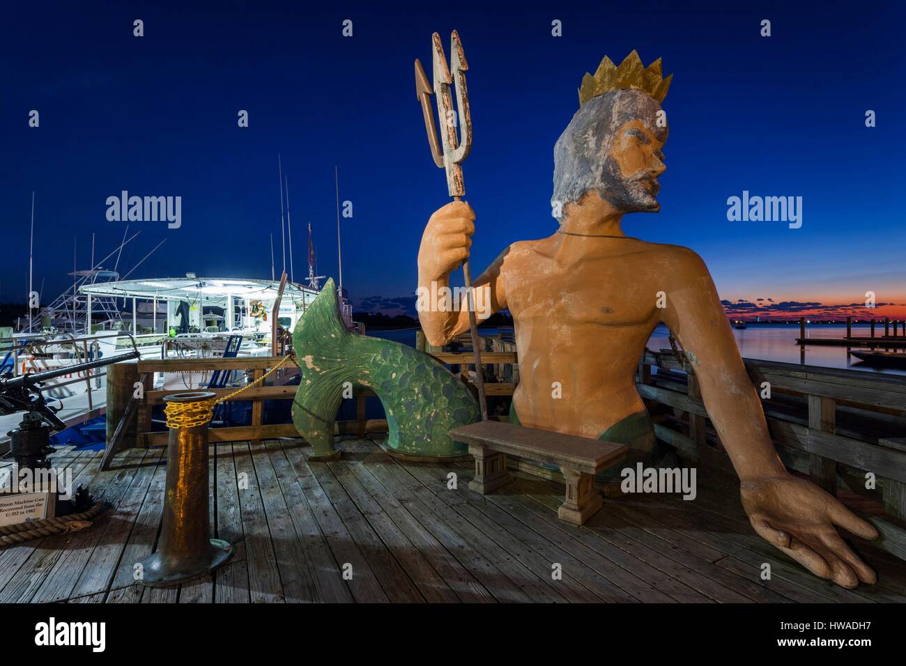 United States, North Carolina, Morehead City, waterfront, dusk, statue ...