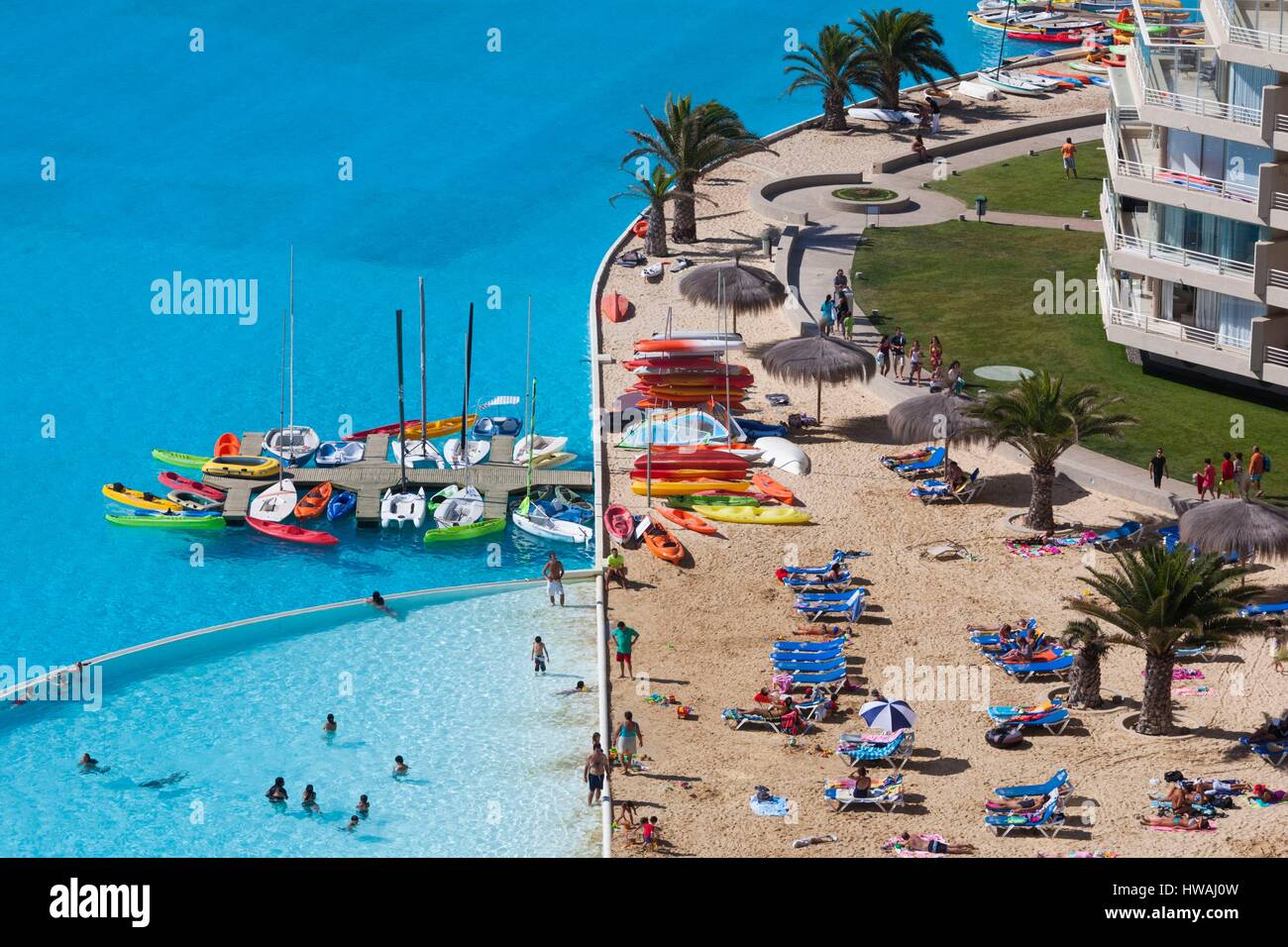 Chile, Algarrobo, San Alfonso del Mar, World's largest man-made pool ...