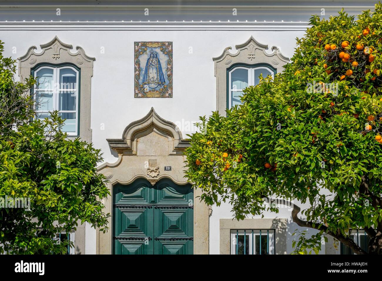 Portugal, Algarve region, Faro, old town, Largo da Se (Cathedral square ...