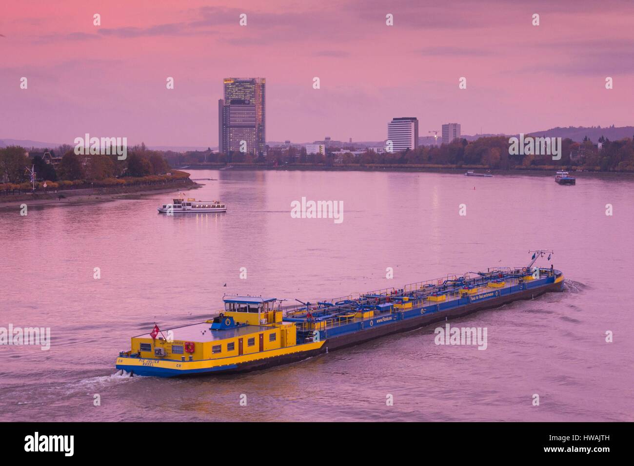 Germany, Nordrhein-Westfalen, Bonn, Rhein River and Deutsche Post Tower ...